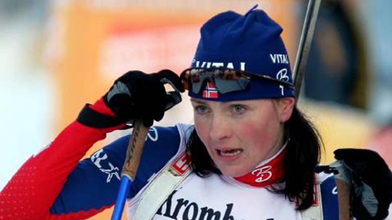 Liv Grete dit stop - Holmenkollen 2005-2006 - Biathlon - Eurosport