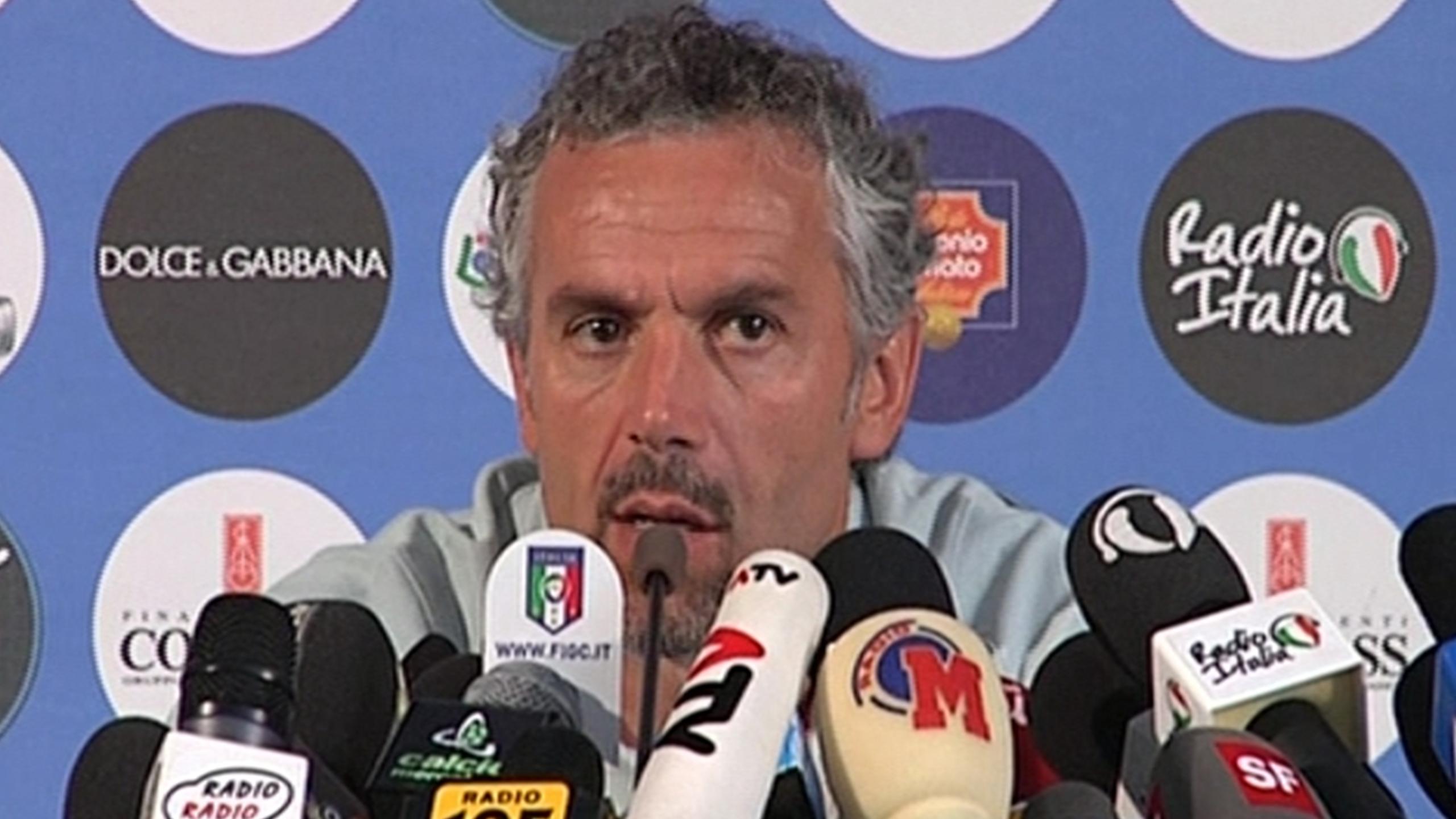 Donadoni defends tactics - Eurosport