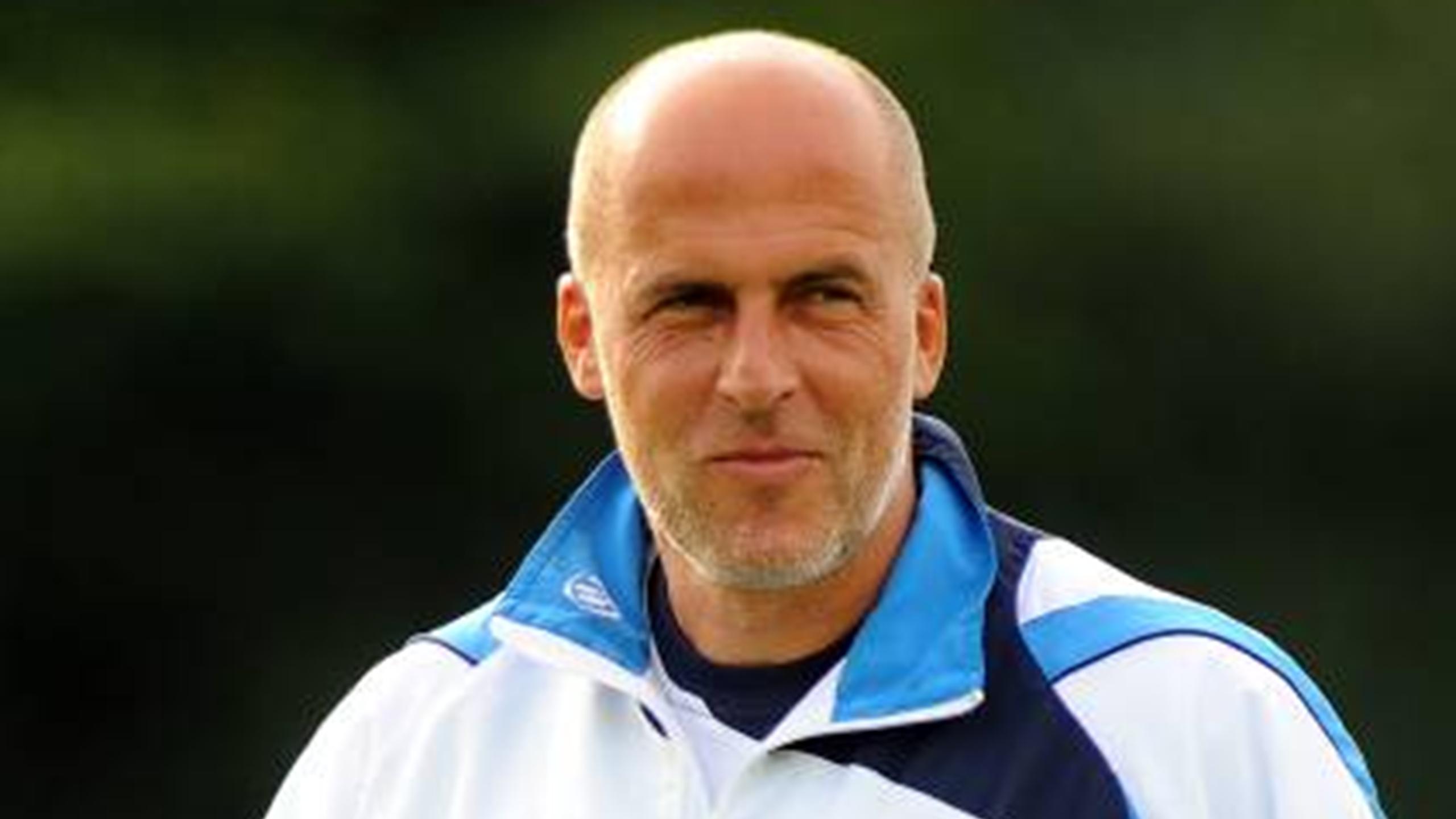 Frontzeck appointed - Eurosport