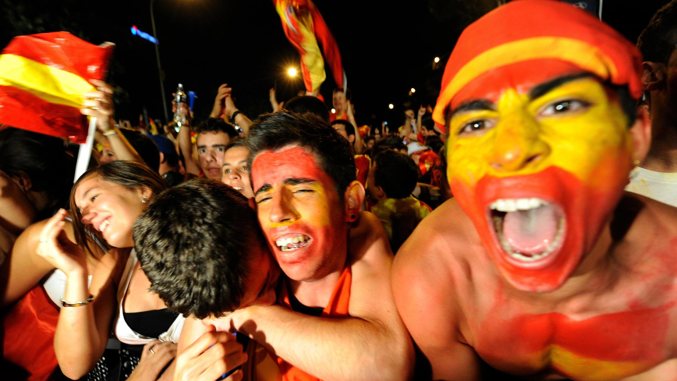 Fireworks fly in Spain - Eurosport