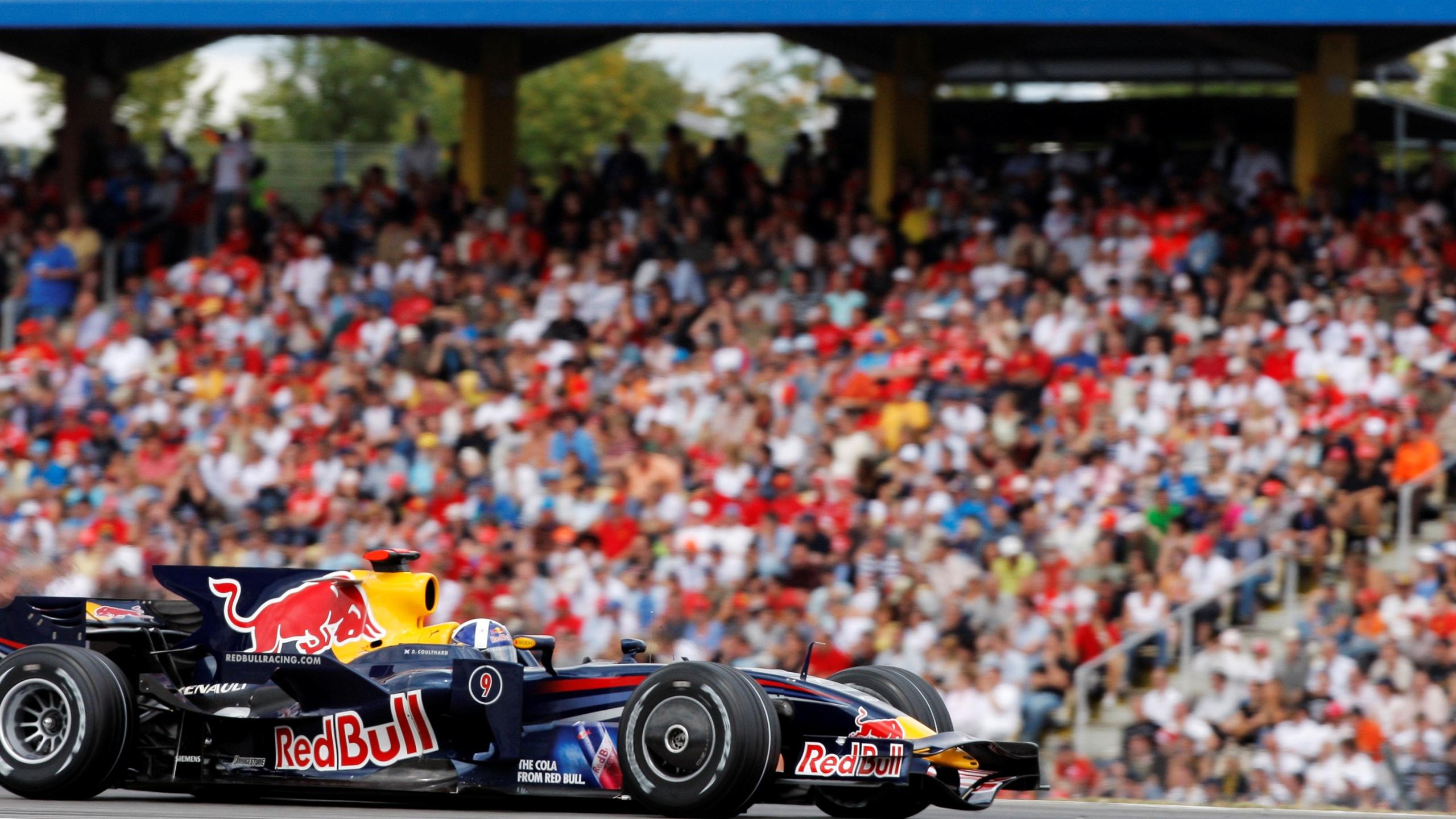 F1 signs key UBS deal - Eurosport