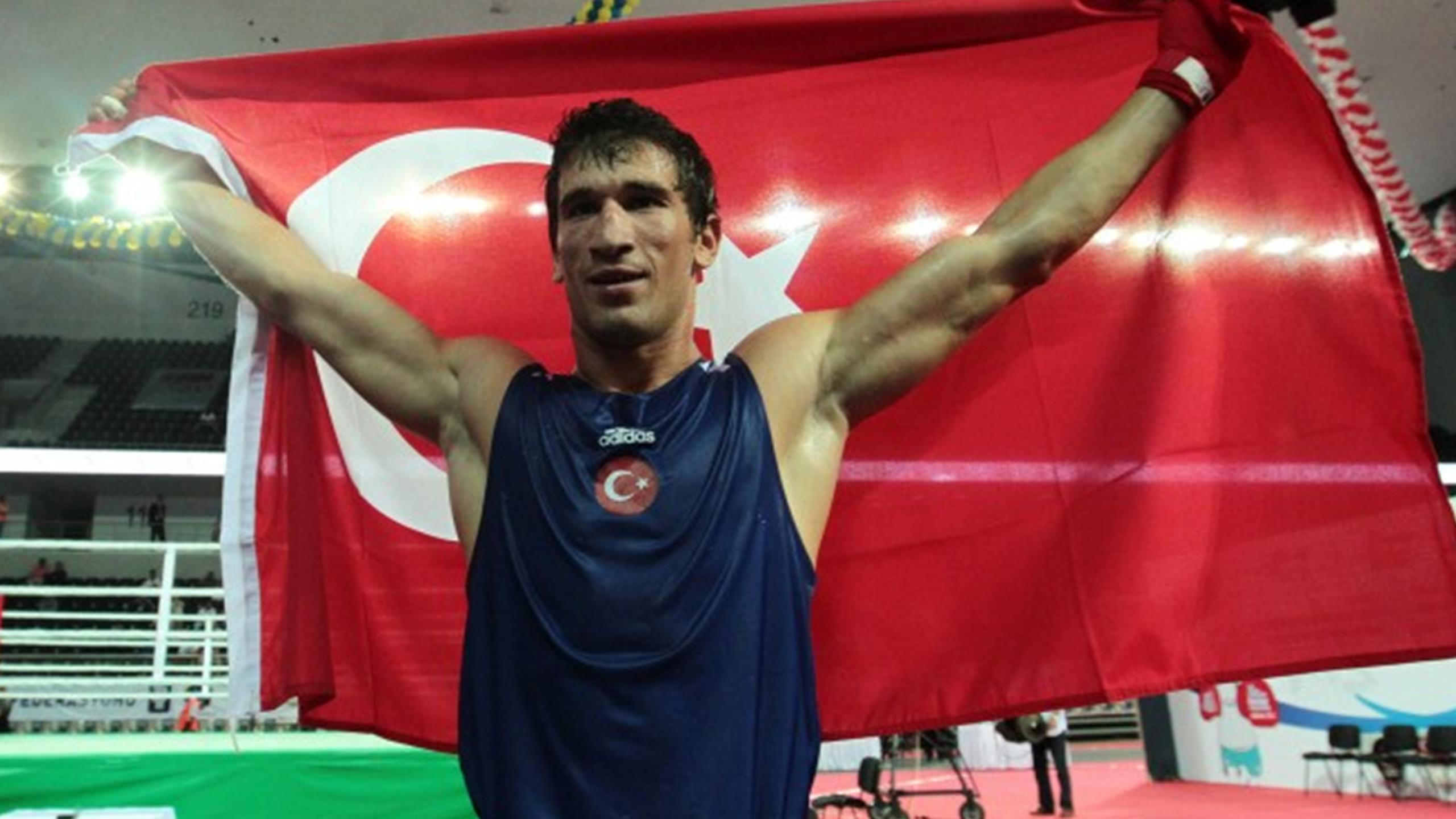 Adem gümüşe uzandı - Eurosport