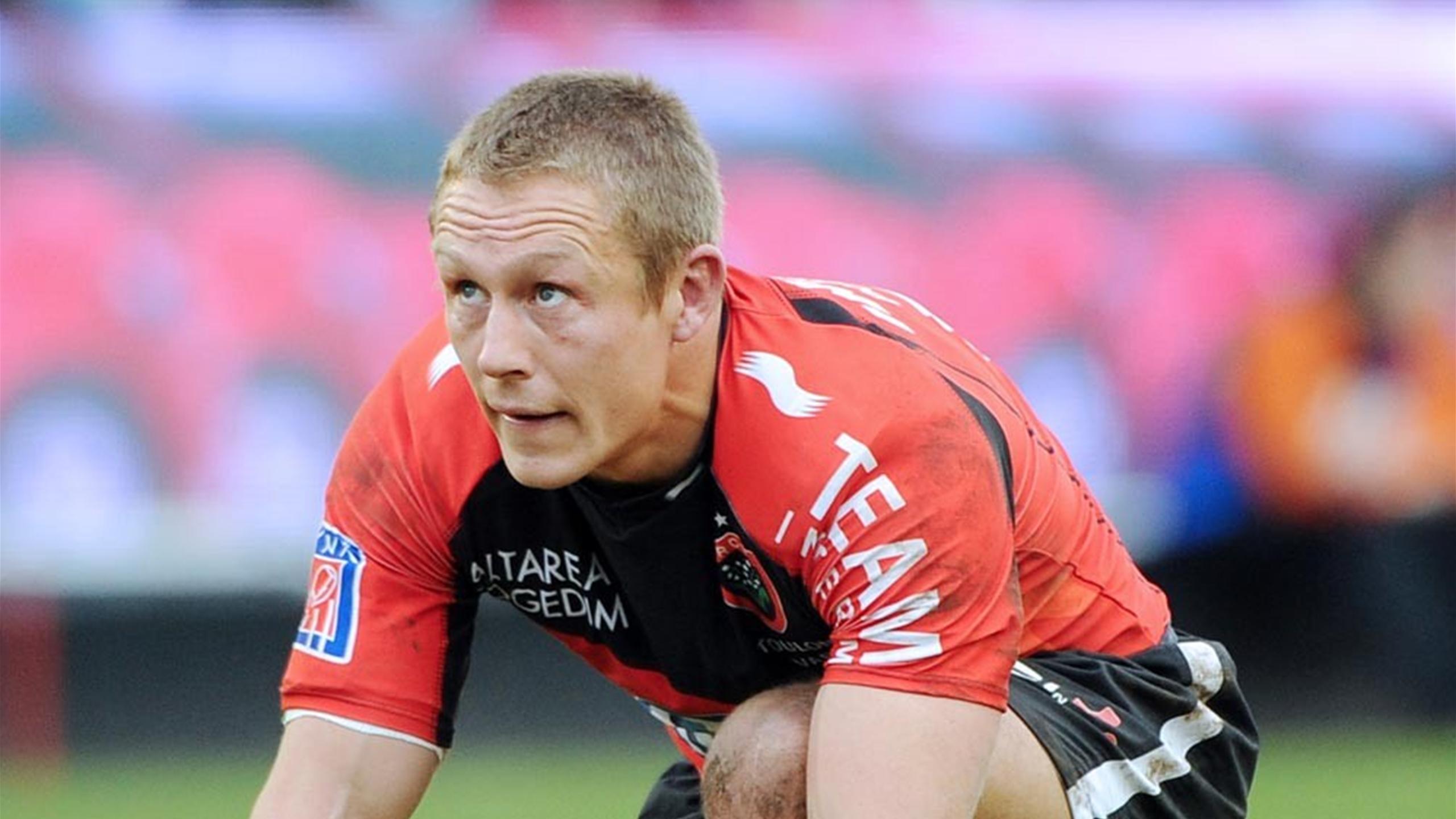 Jonny Wilkinson Kicking Pose