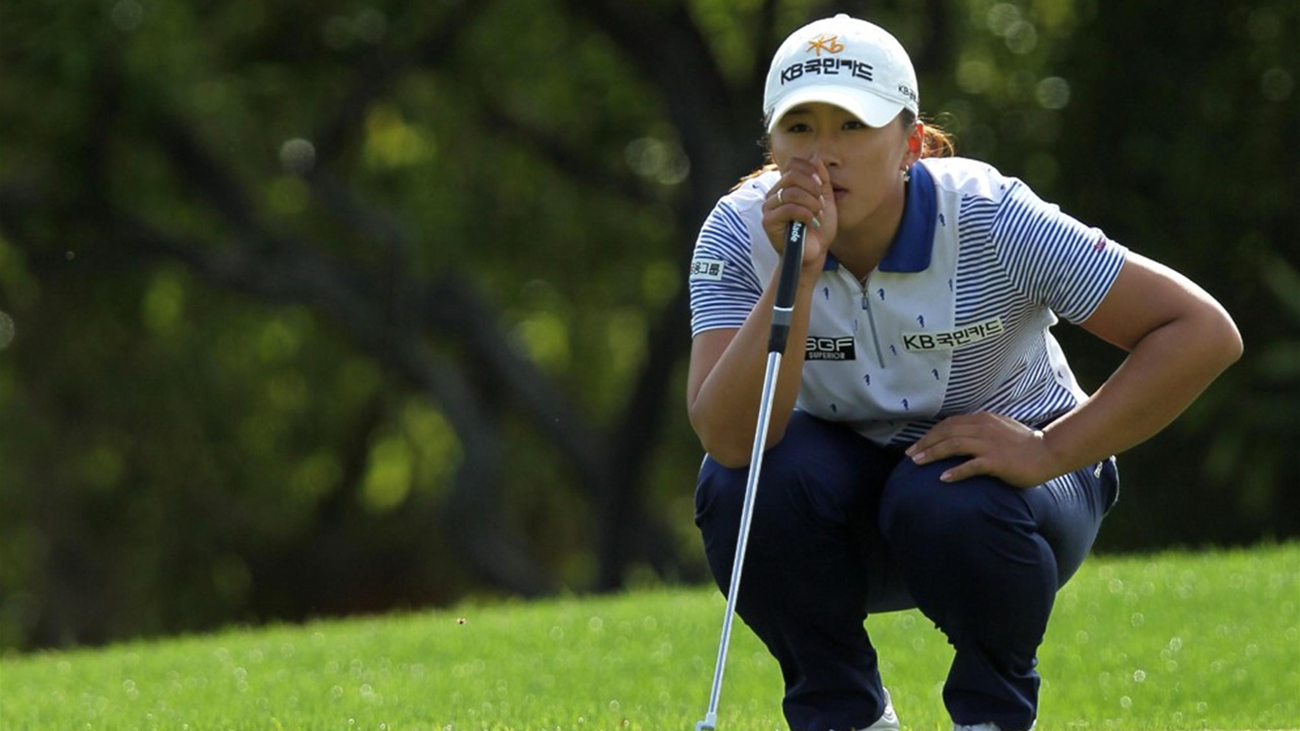 Yang takes early lead - Eurosport