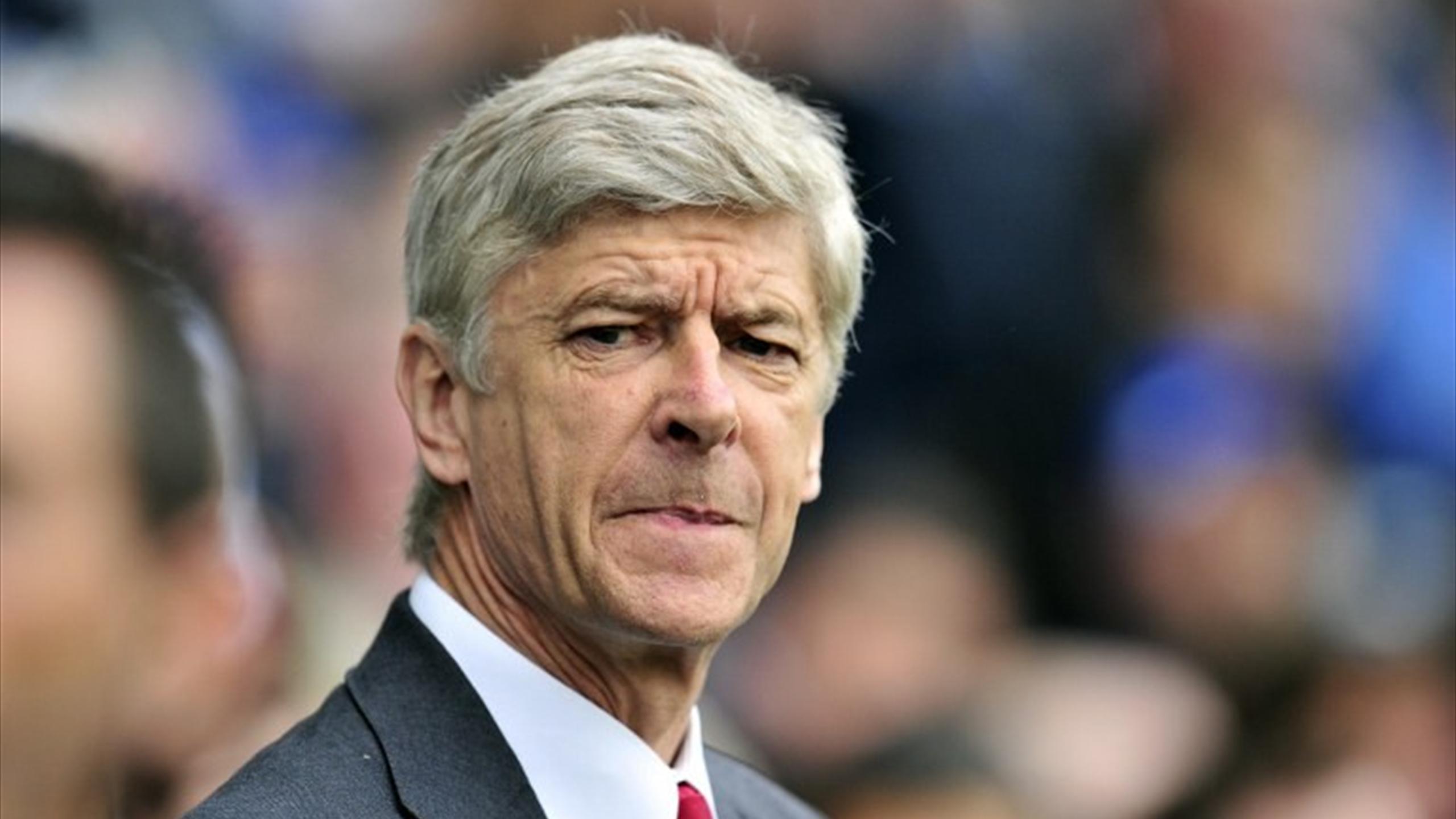 Wenger prolongé ? - Eurosport