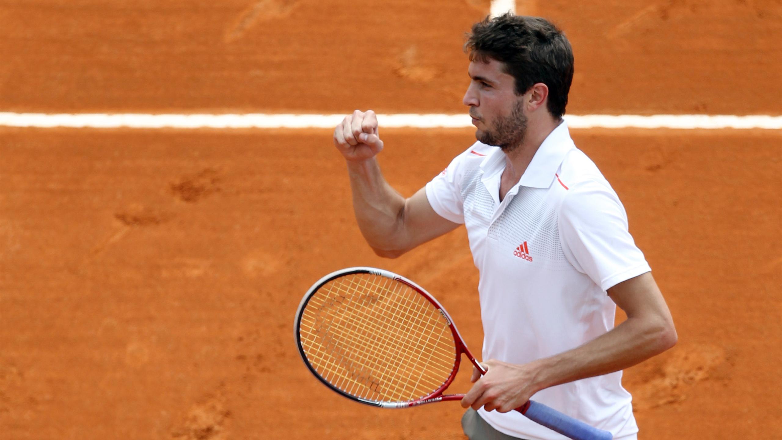 Simon sort de sa boîte - Eurosport