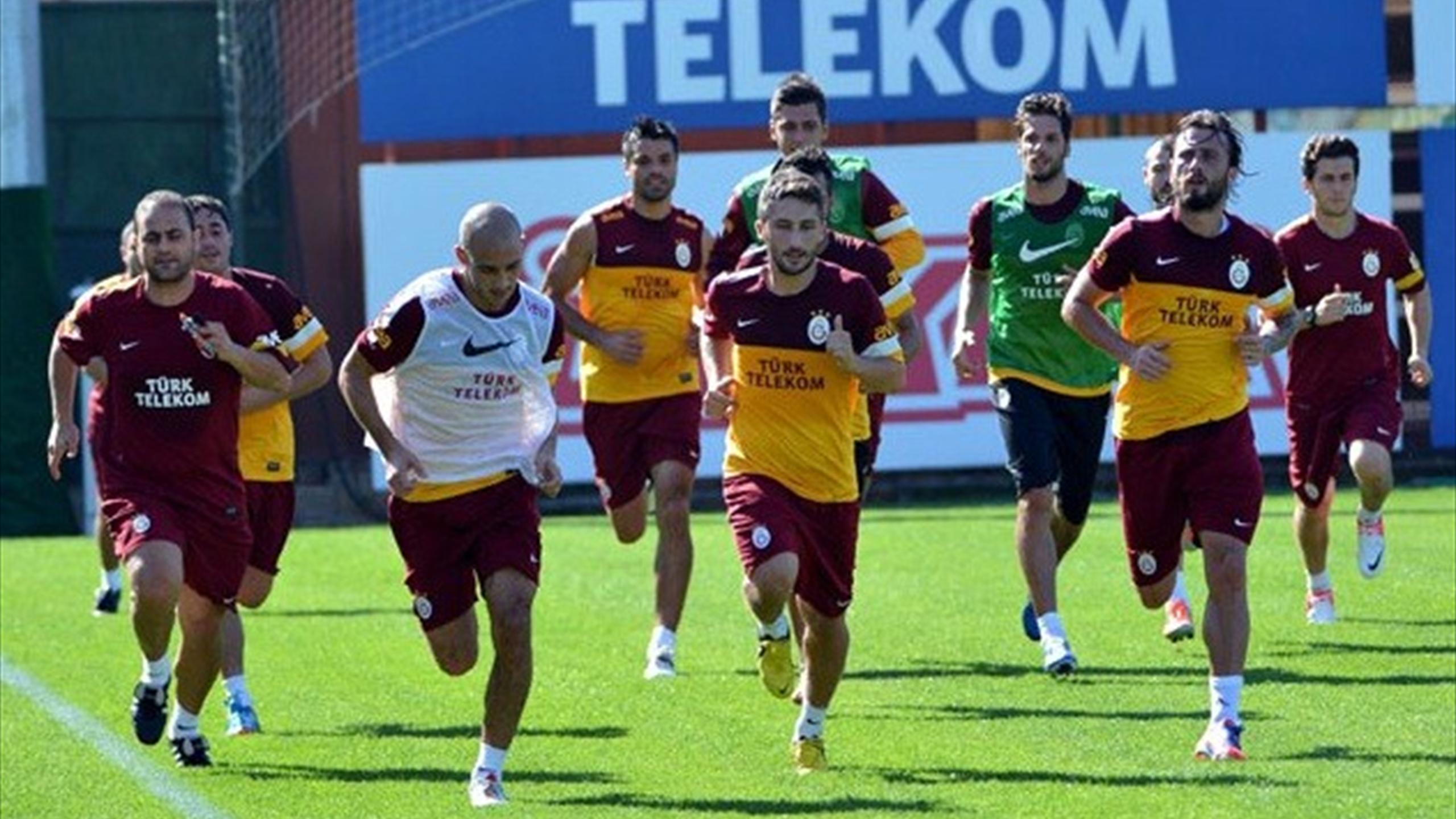 galatasaray antrenman hakan balta - Eurosport