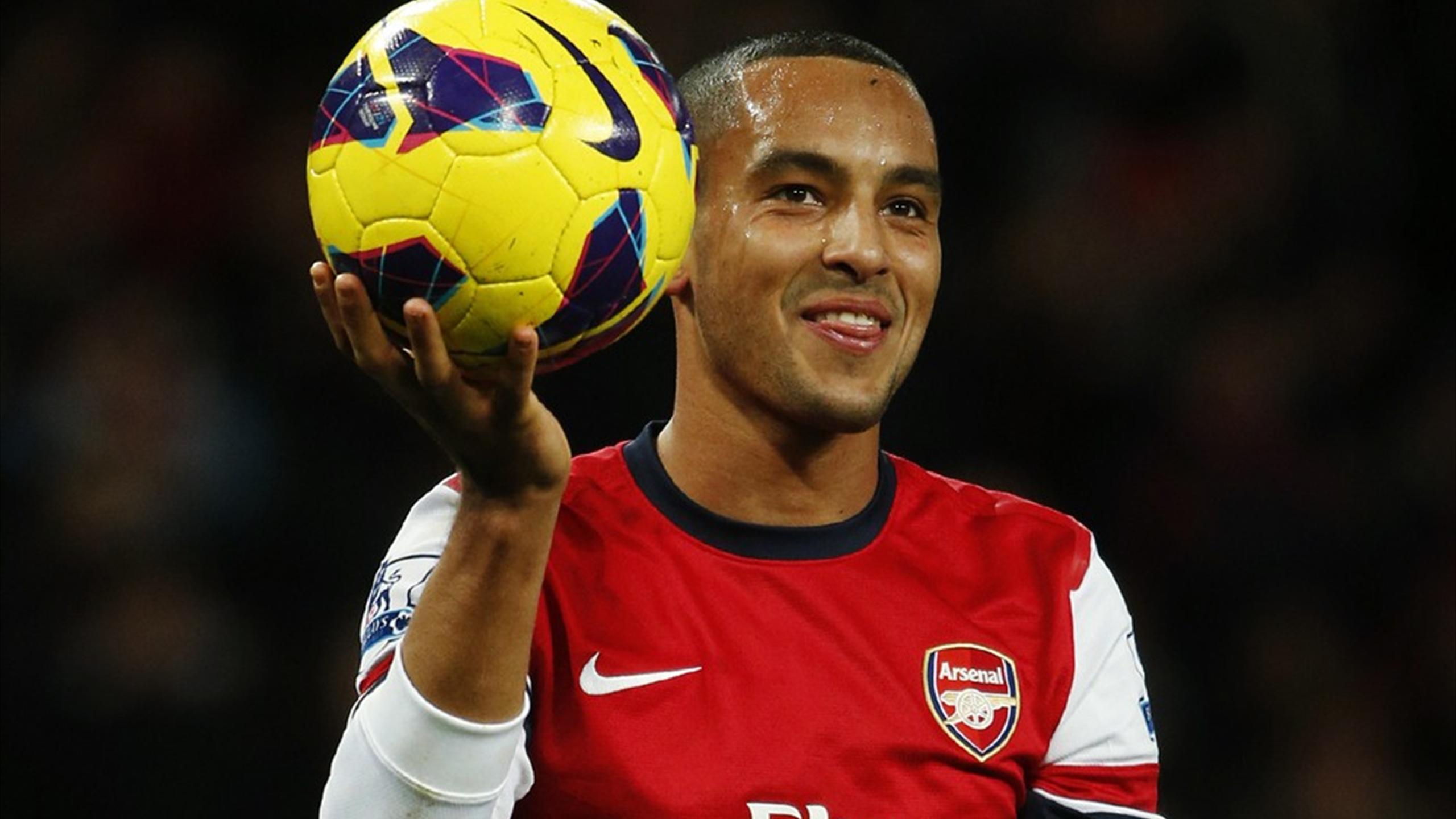 Arsenal : Theo Walcott sur les traces de Thierry Henry - Eurosport