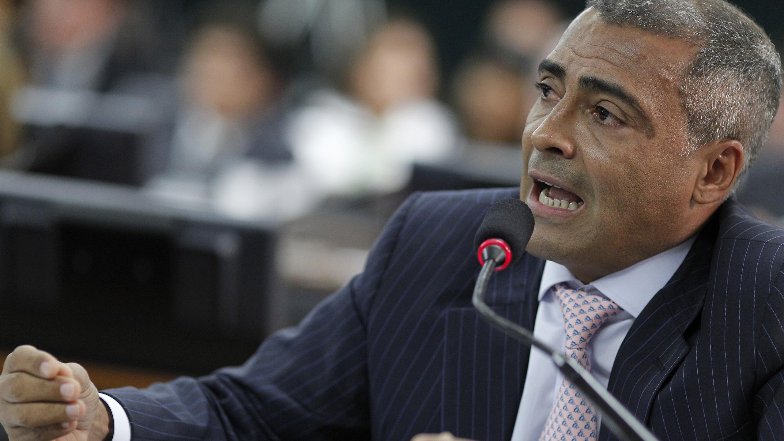 Romario: FIFA 'are taking the p*** in Brazil' - Eurosport