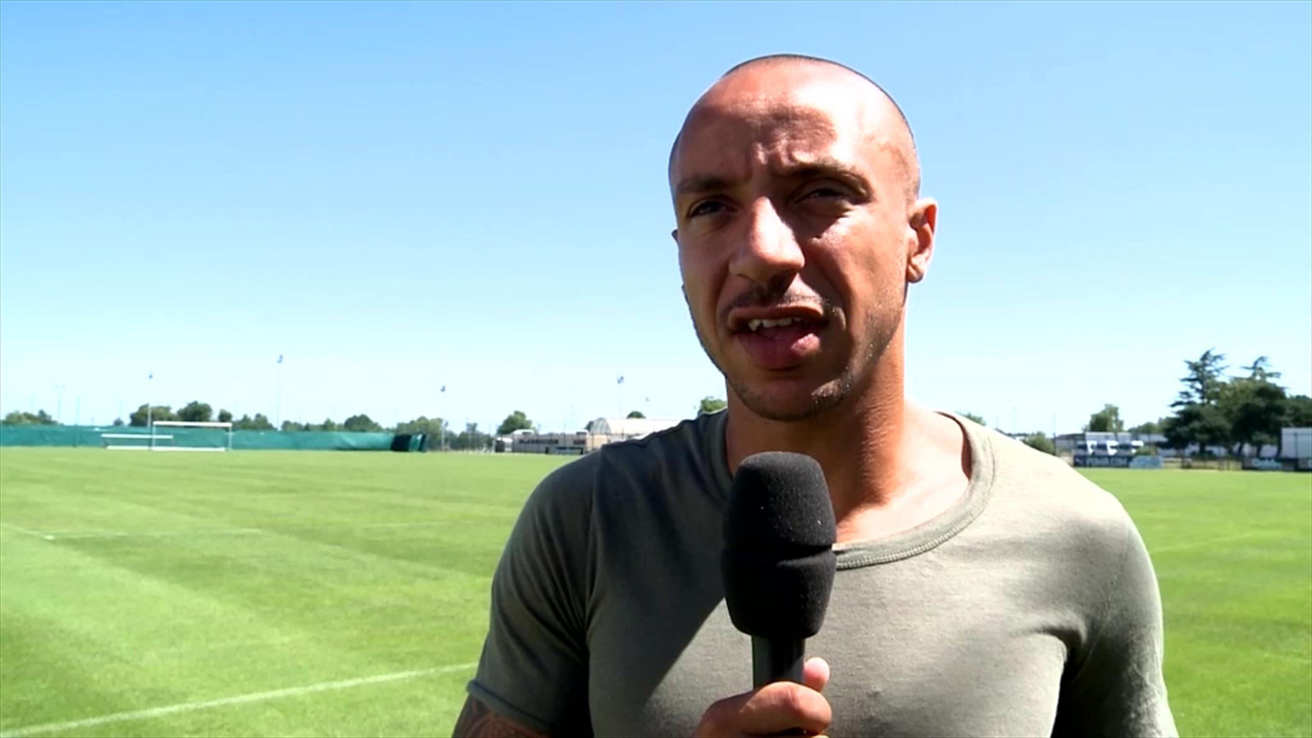 Faubert : "Le trophée des champions, pour le prestige" - Vidéo Football ...