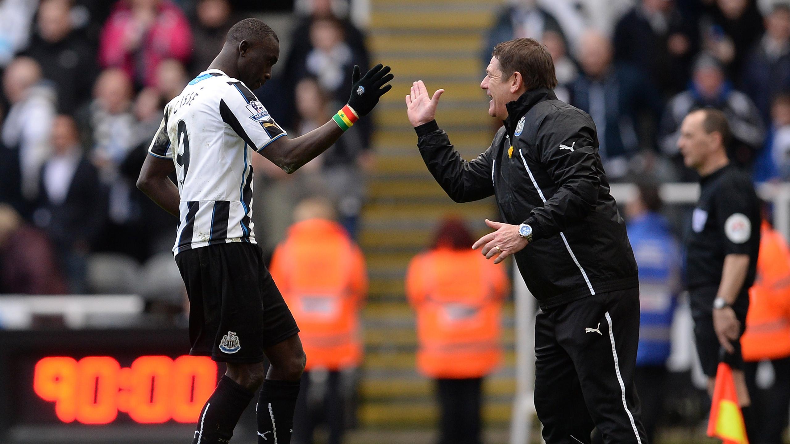 Newcastle snatch last-minute victory against Palace - Eurosport