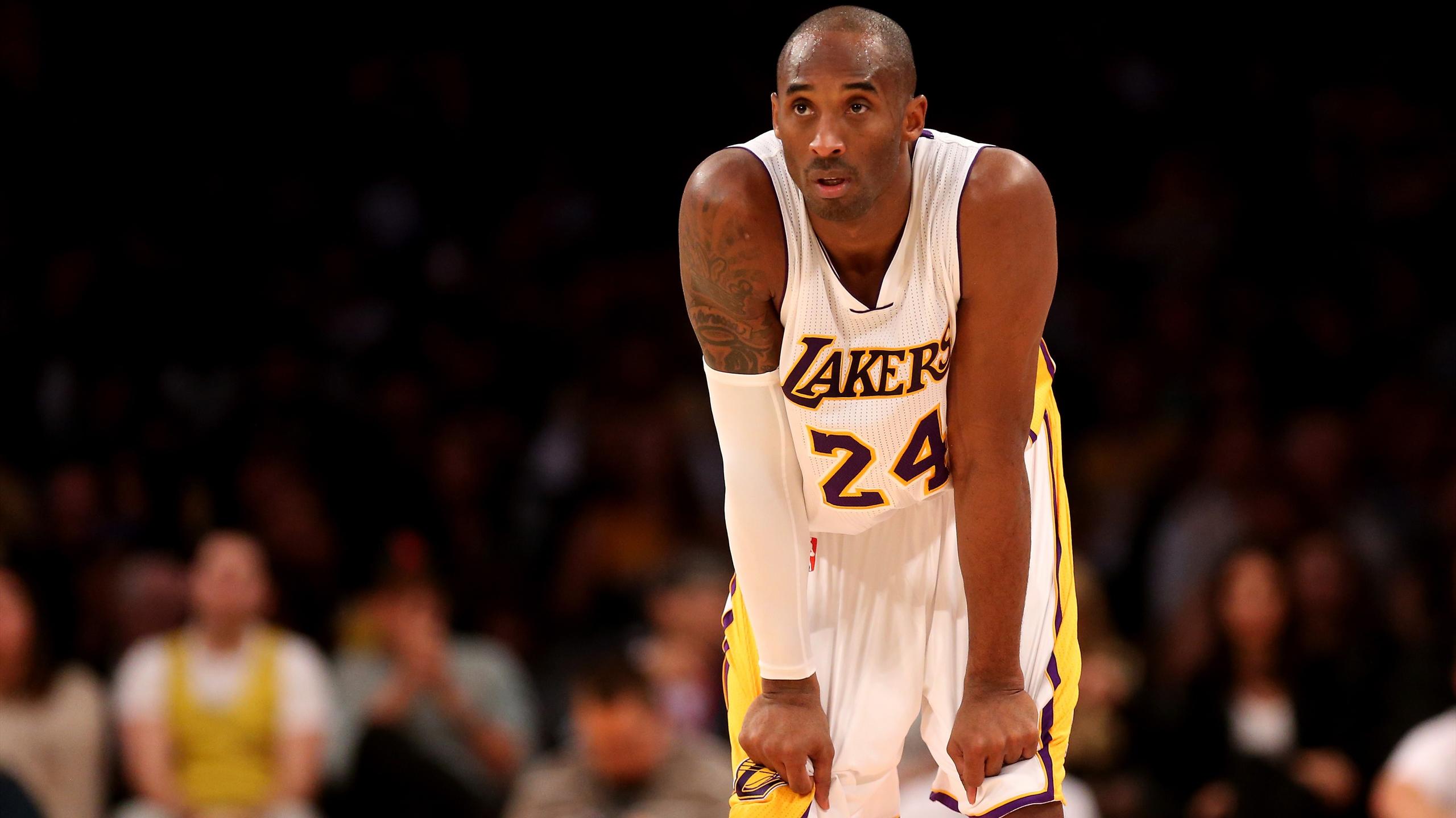 Kobe marque 44 points pour rien et le pire match de l'année: ce qu'il ...