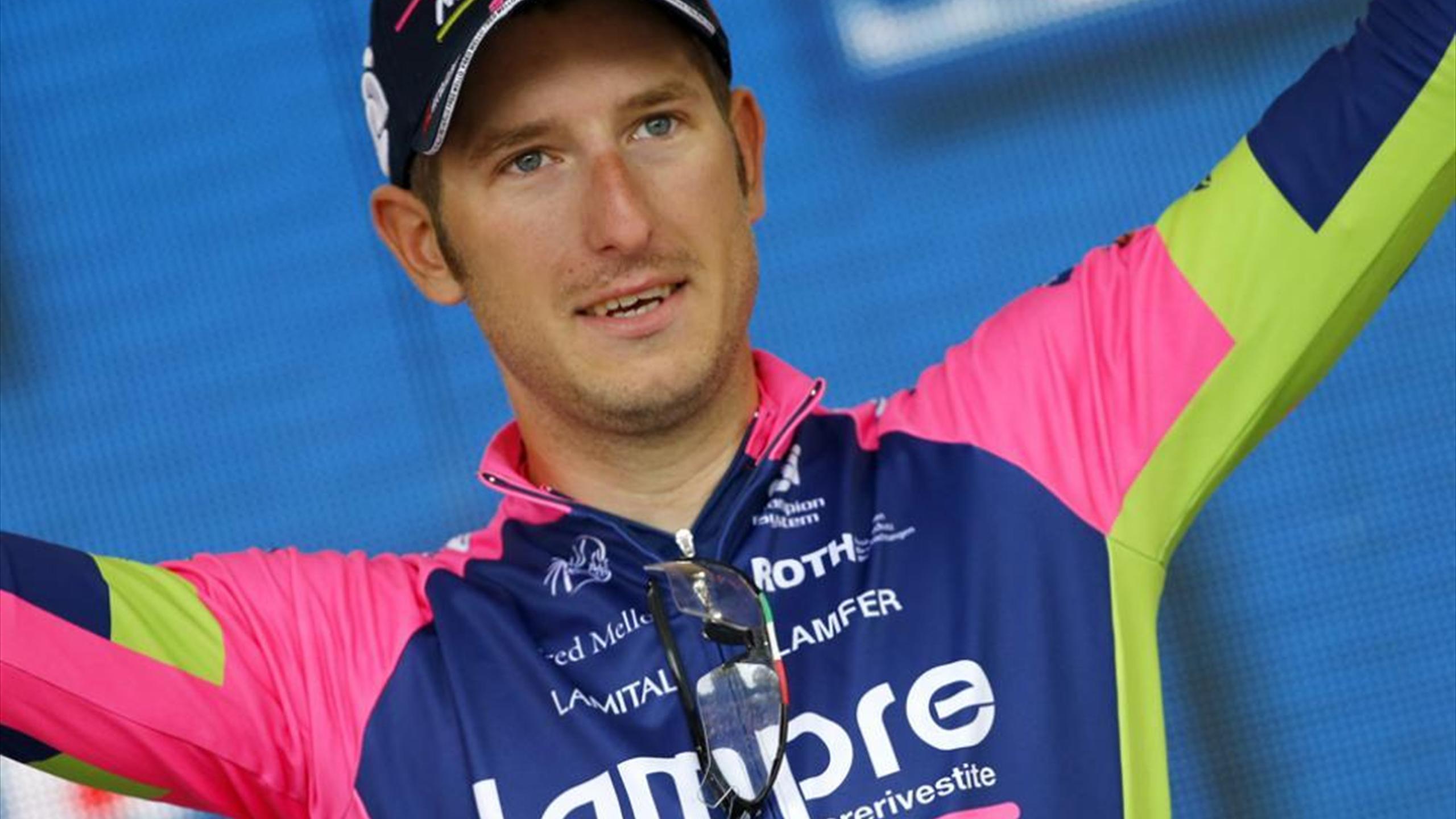 Sacha Modolo takes second Giro d'Italia win in stage 17 - Eurosport