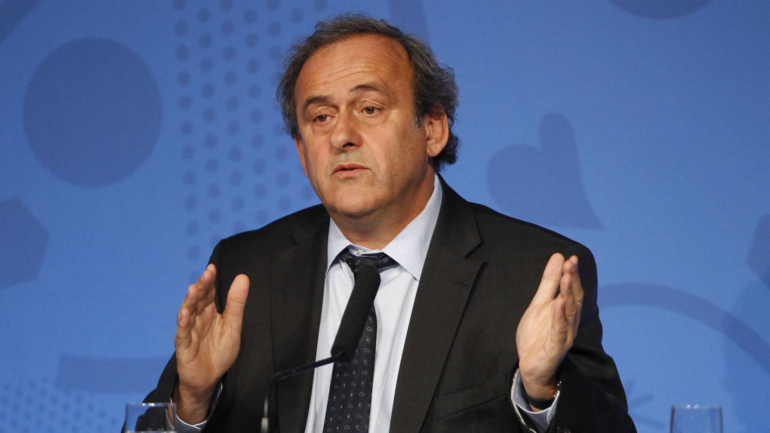 Michel Platini anuncia su candidatura a la presidencia de la FIFA ...