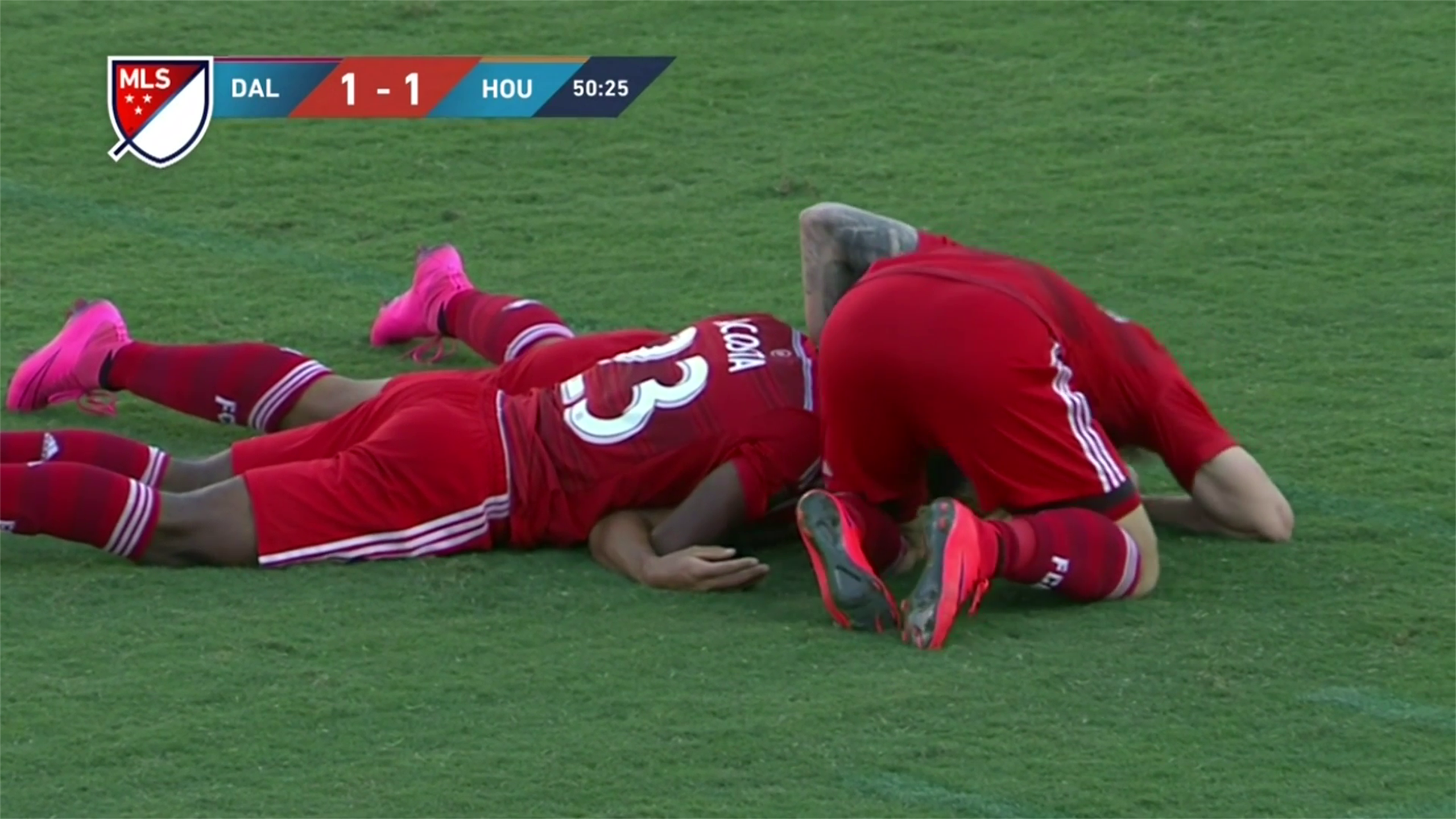 VIDÉO - MLS - Pour corriger Houston (4-1), Dallas a été aidé par la ...