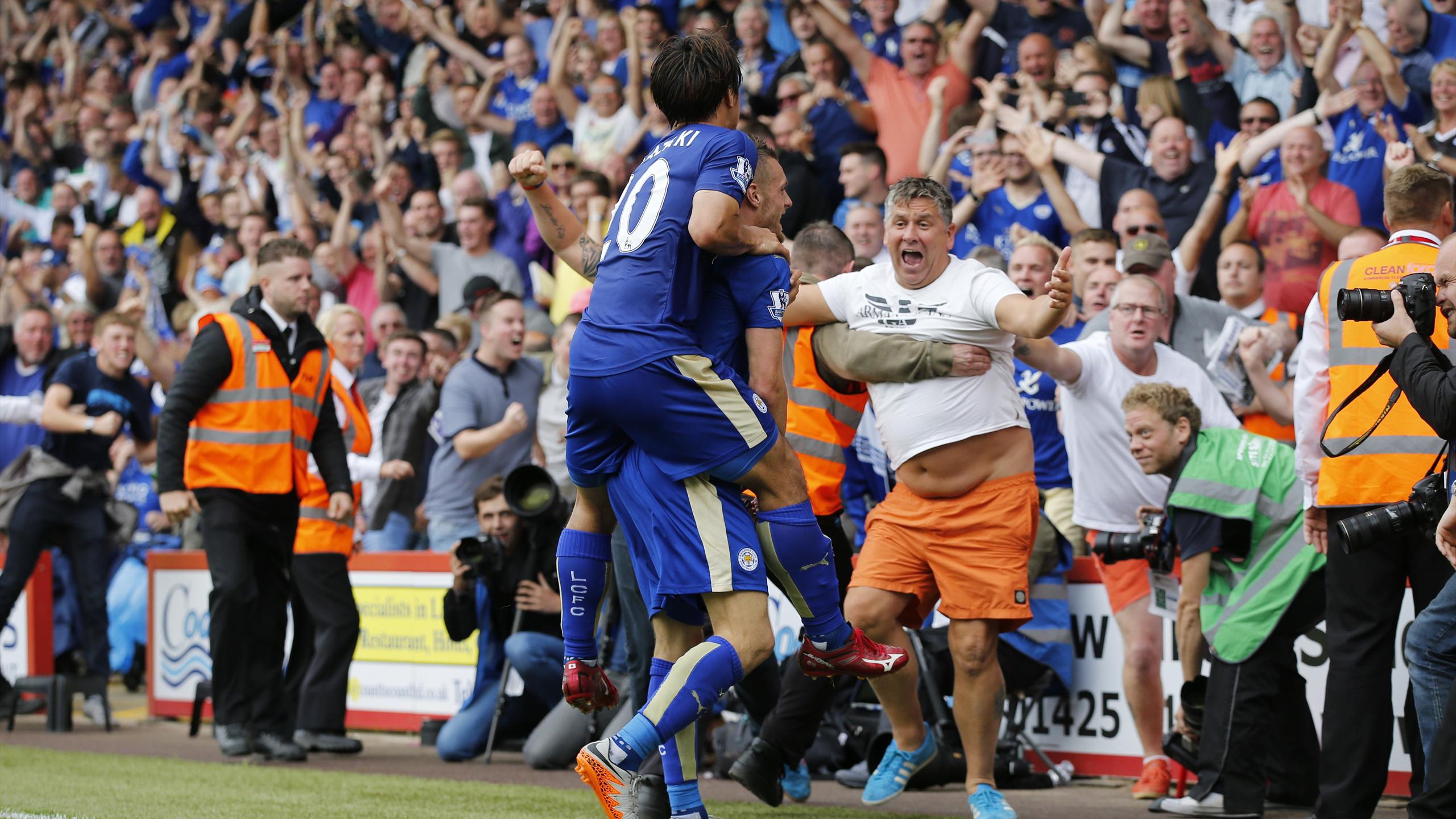 Leicester fan accepts £72,000 offer on 5,000-1 bet - Eurosport