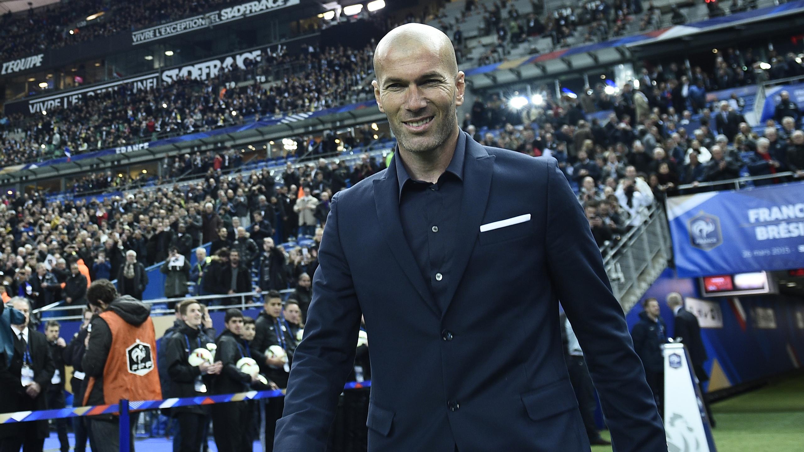 So sieht der EM-Ball 2016 aus! Zinedine Zidane und DJ David Guetta ...