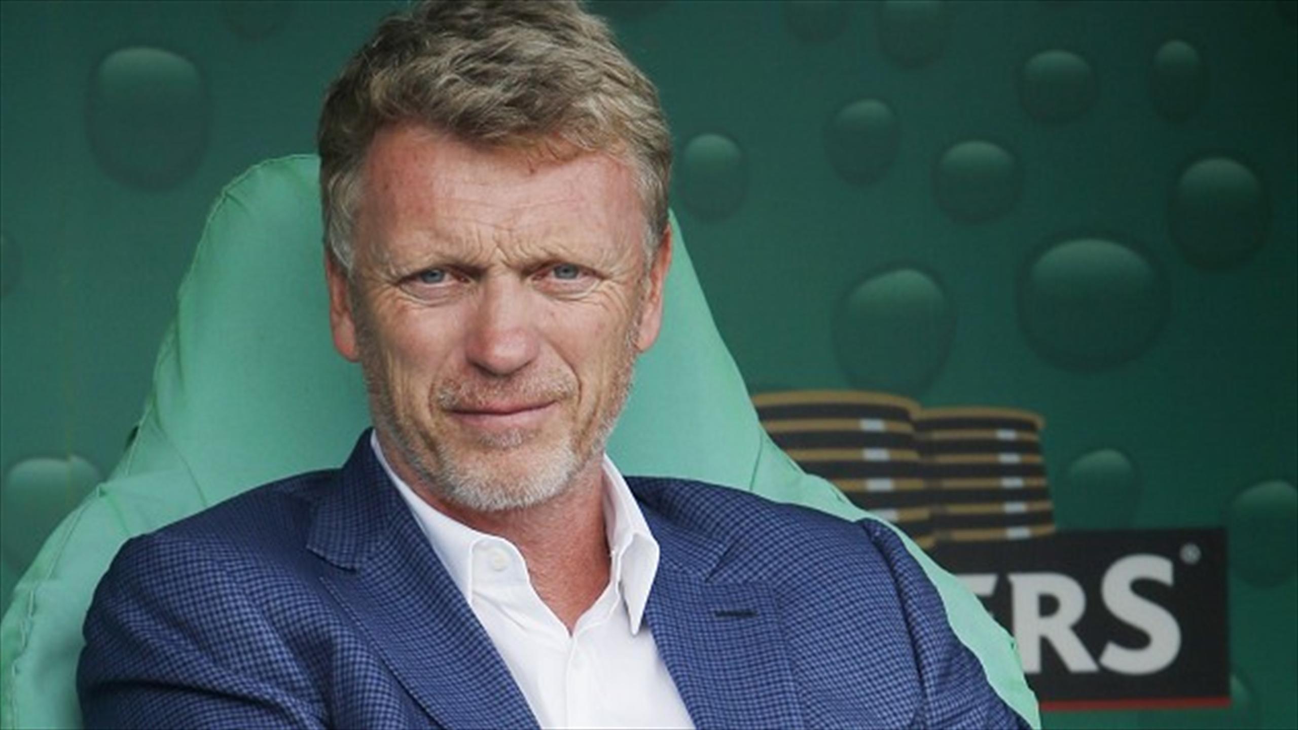 Gary Neville becomes latest British manager to reign in Spain - Eurosport