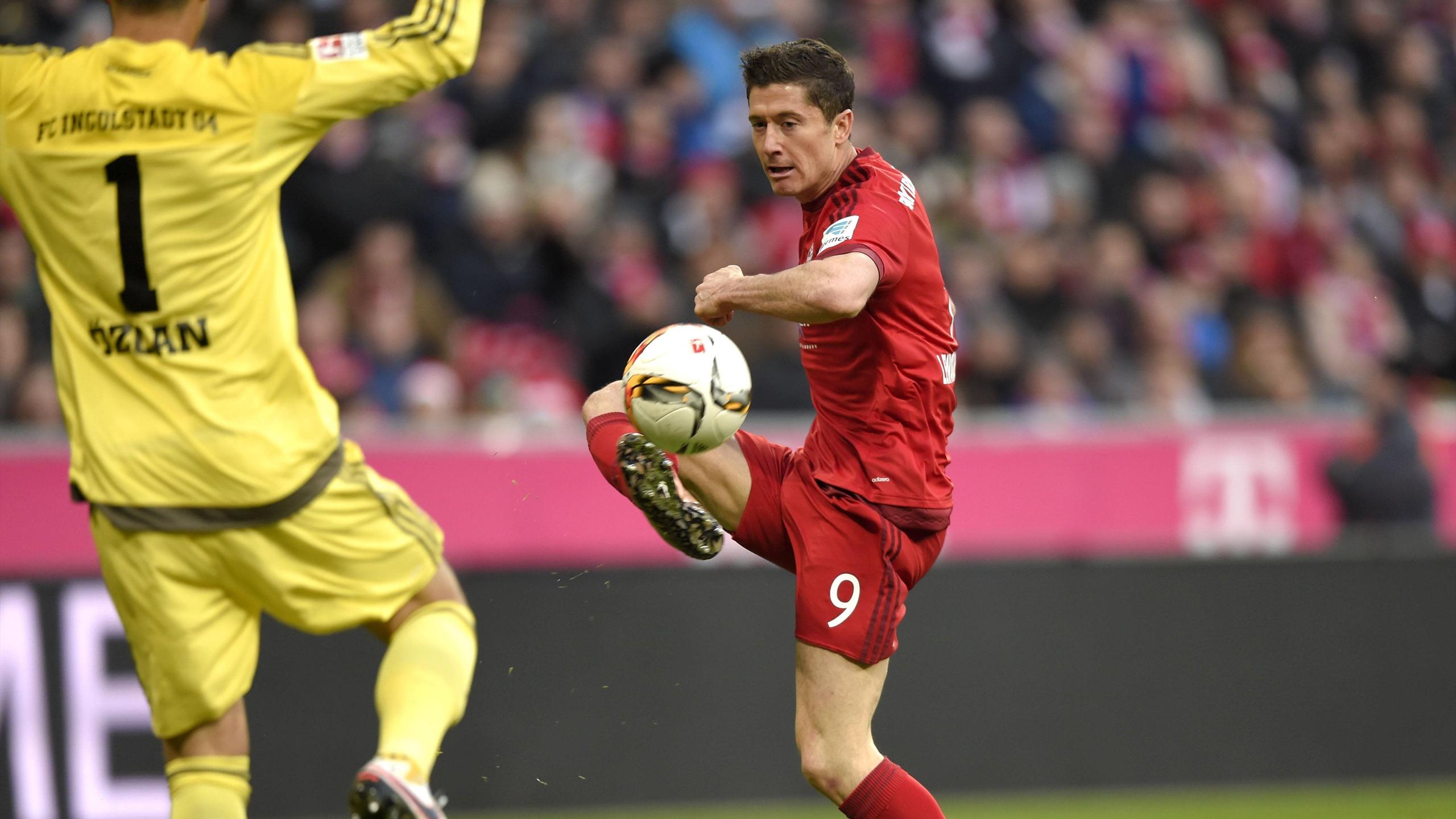 Au petit trot, le Bayern assure la victoire face à Ingolstadt - Eurosport