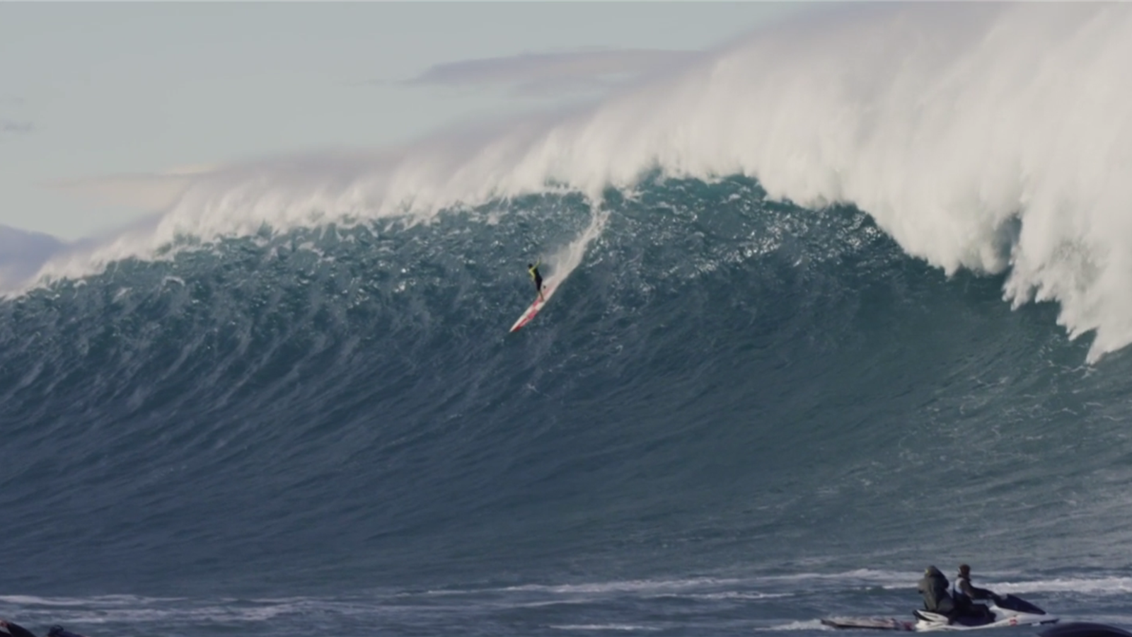 Vidéo surf : la vague de Belharra s’est réveillée et c'est toujours ...