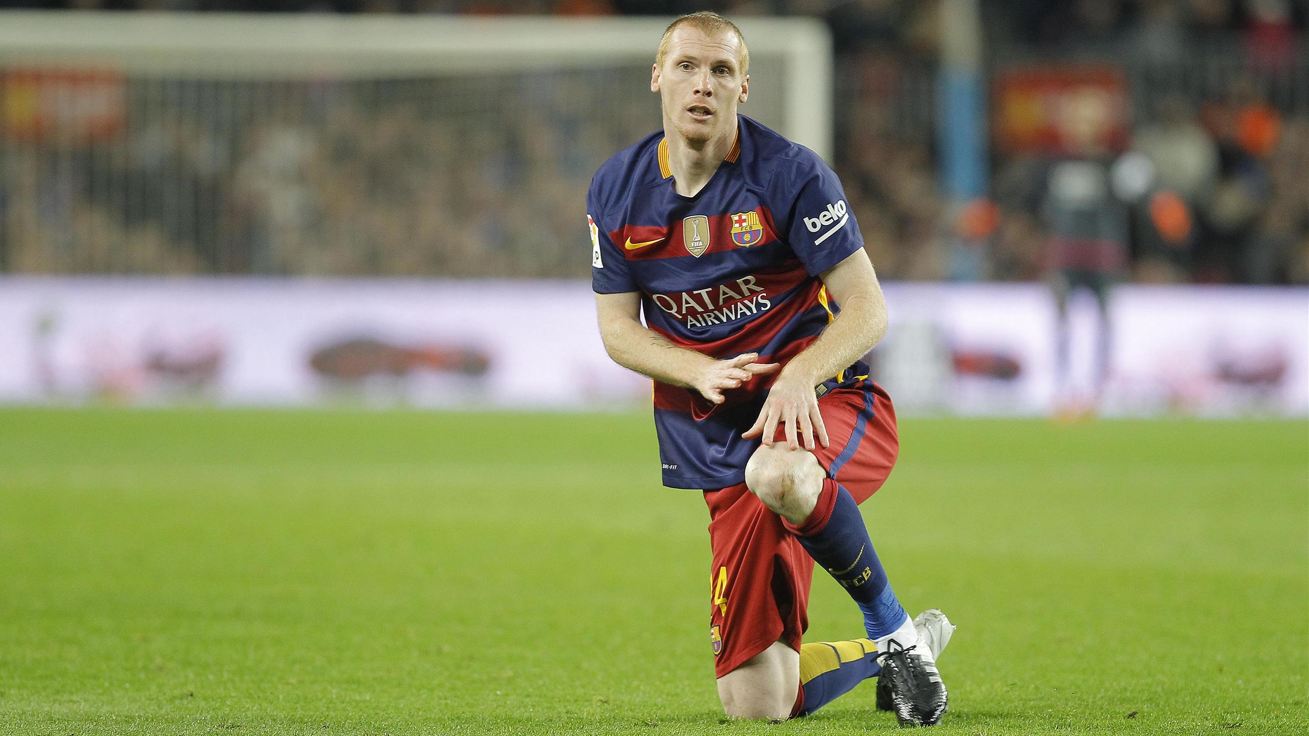 Barça : Jérémy Mathieu indisponible 6 à 8 semaines - Eurosport