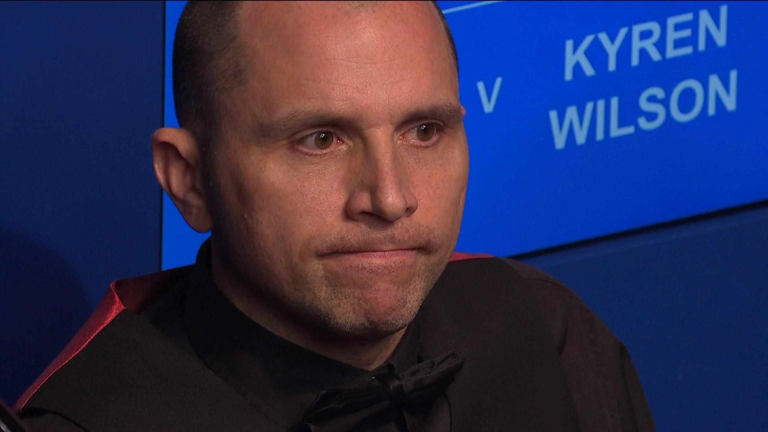 Snooker: Perry gegen Wilson mit spannendem Finish - Snooker Video ...