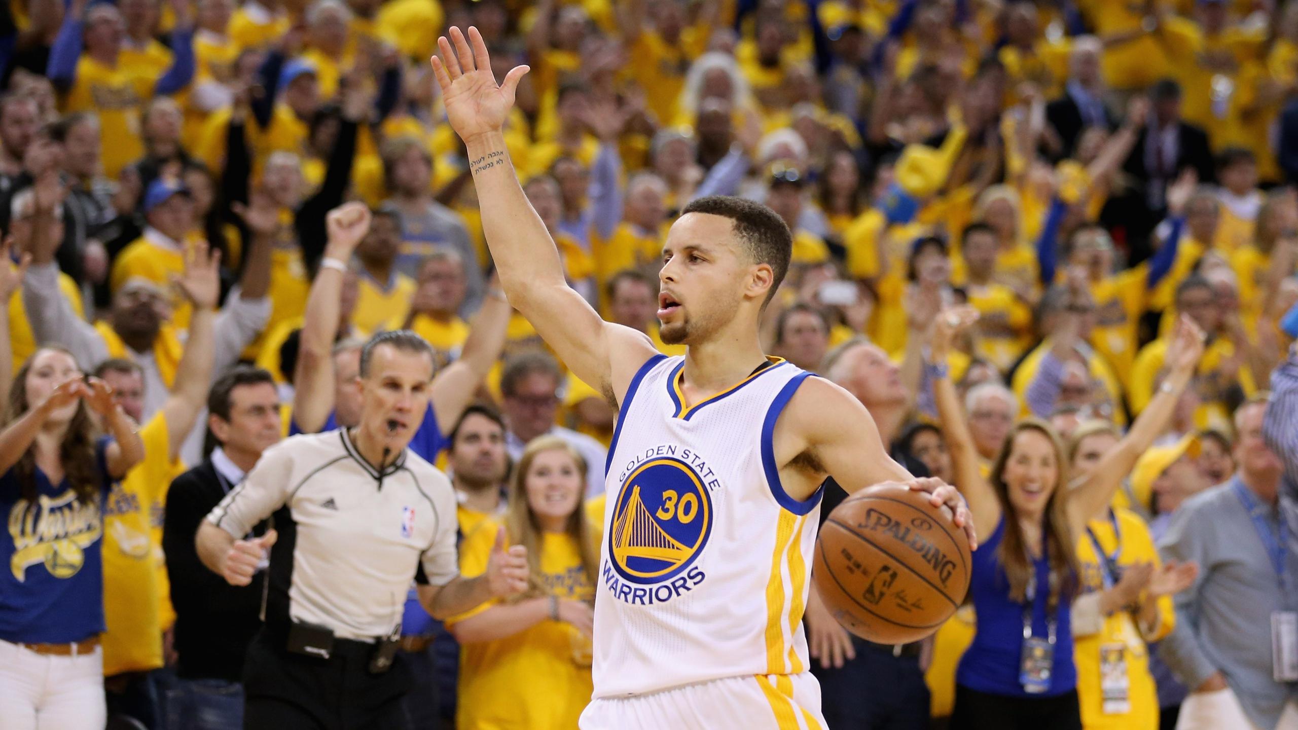 Curry torna inarrestabile: Golden State pareggia la serie con OKC ...