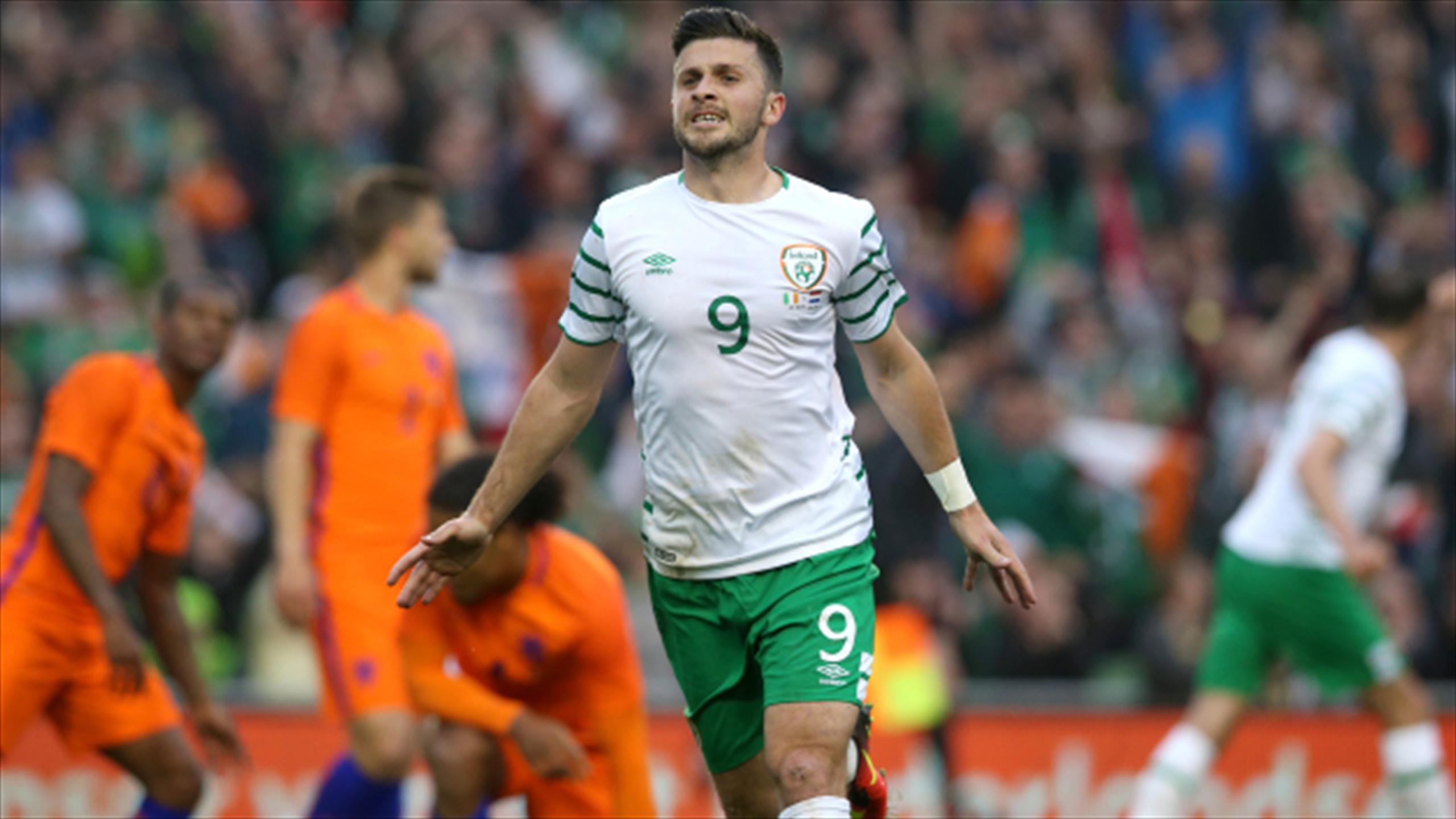 Shane Long on song as Republic prepare for finals - Eurosport