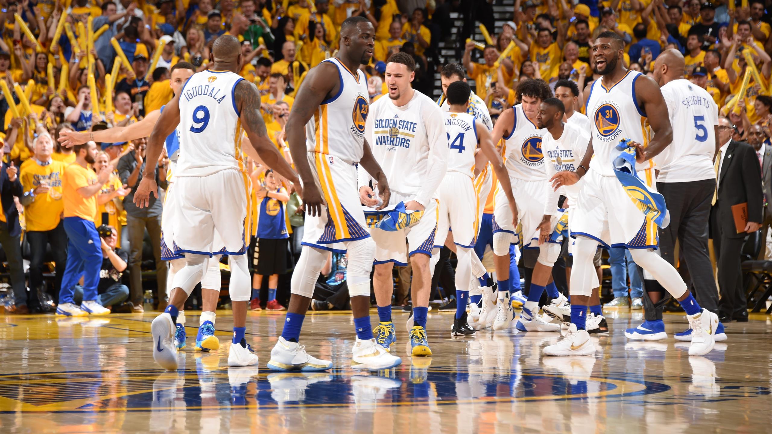 Golden State s'impose contre Cleveland (104-89) dans le match 1 des ...