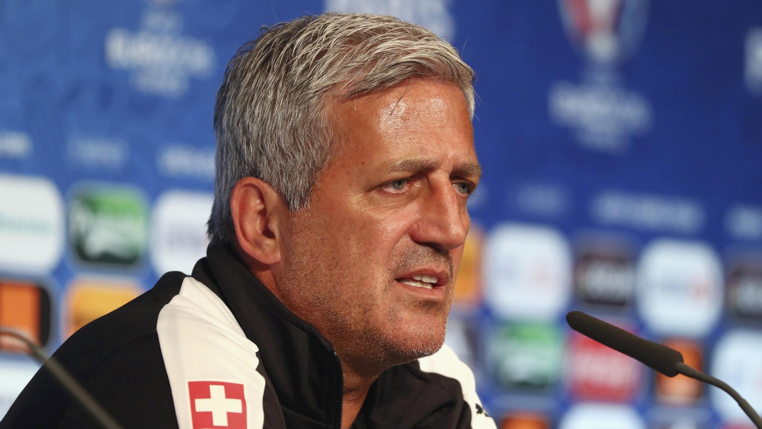 Petkovic : "Face aux Bleus, il faut avoir envie de jouer au football ...