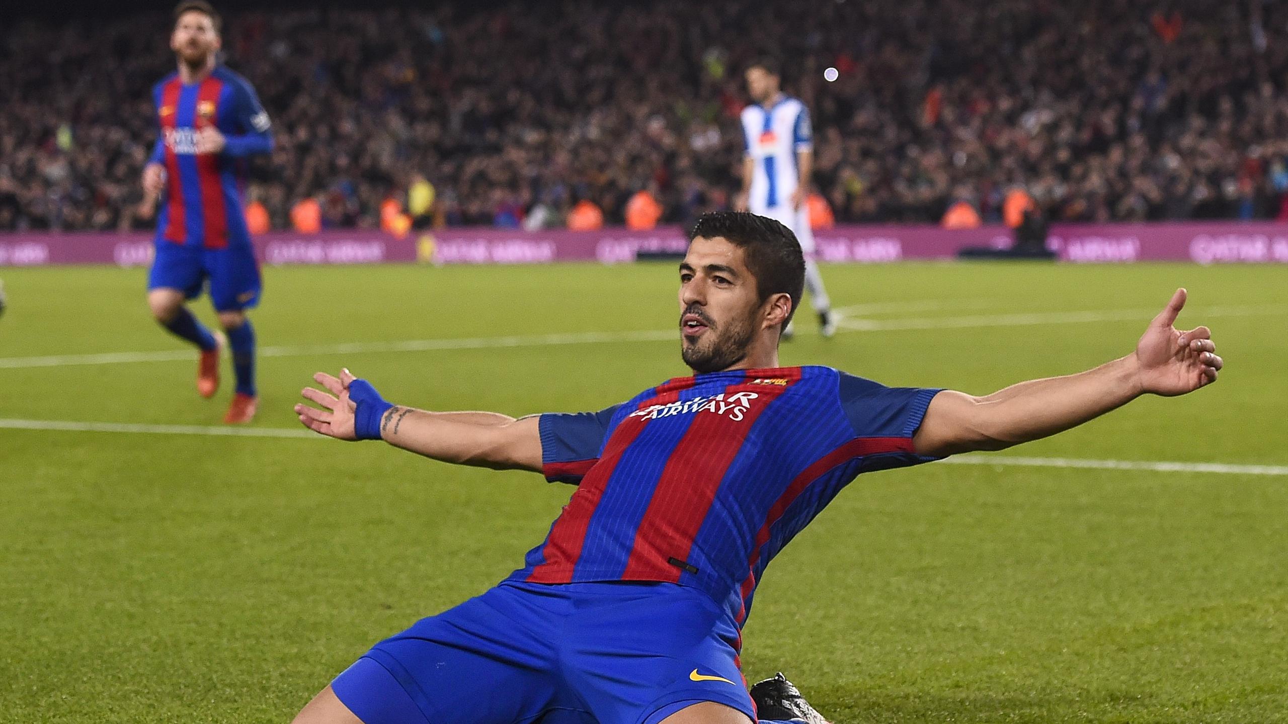 Barcelone s'impose dans le derby contre l'Espanyol (4-1) et revient à ...