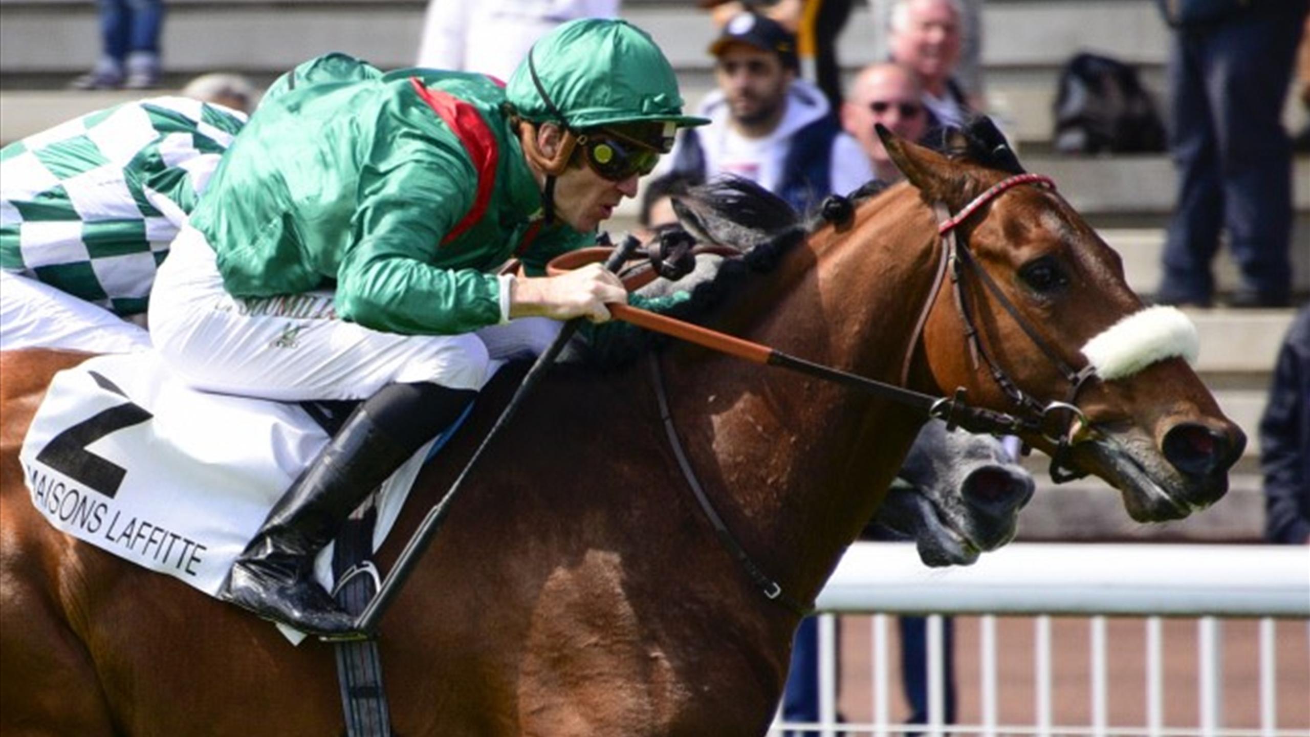 UAE : Zarak fait voyager maman Zarkava - Eurosport