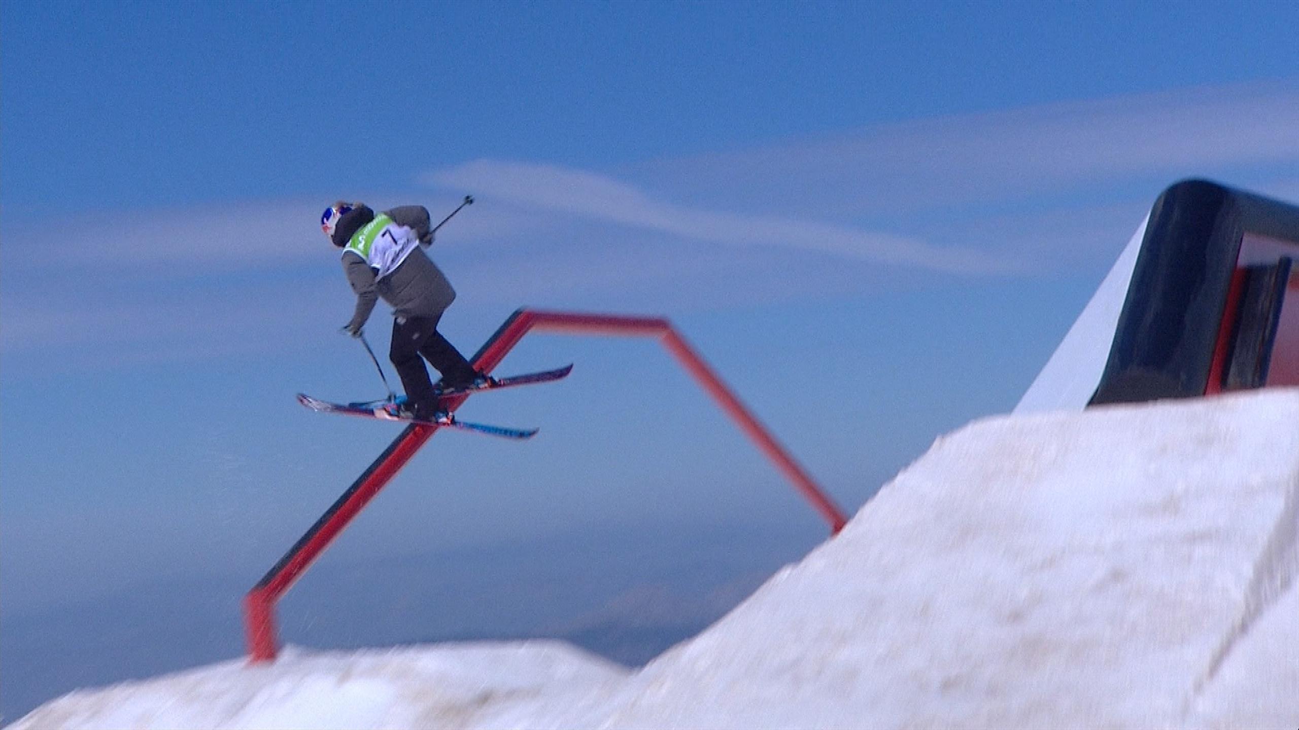 Ski-Slopestyle: Trotz Wackler auf einem Bein - Tess Ledeux wird ...