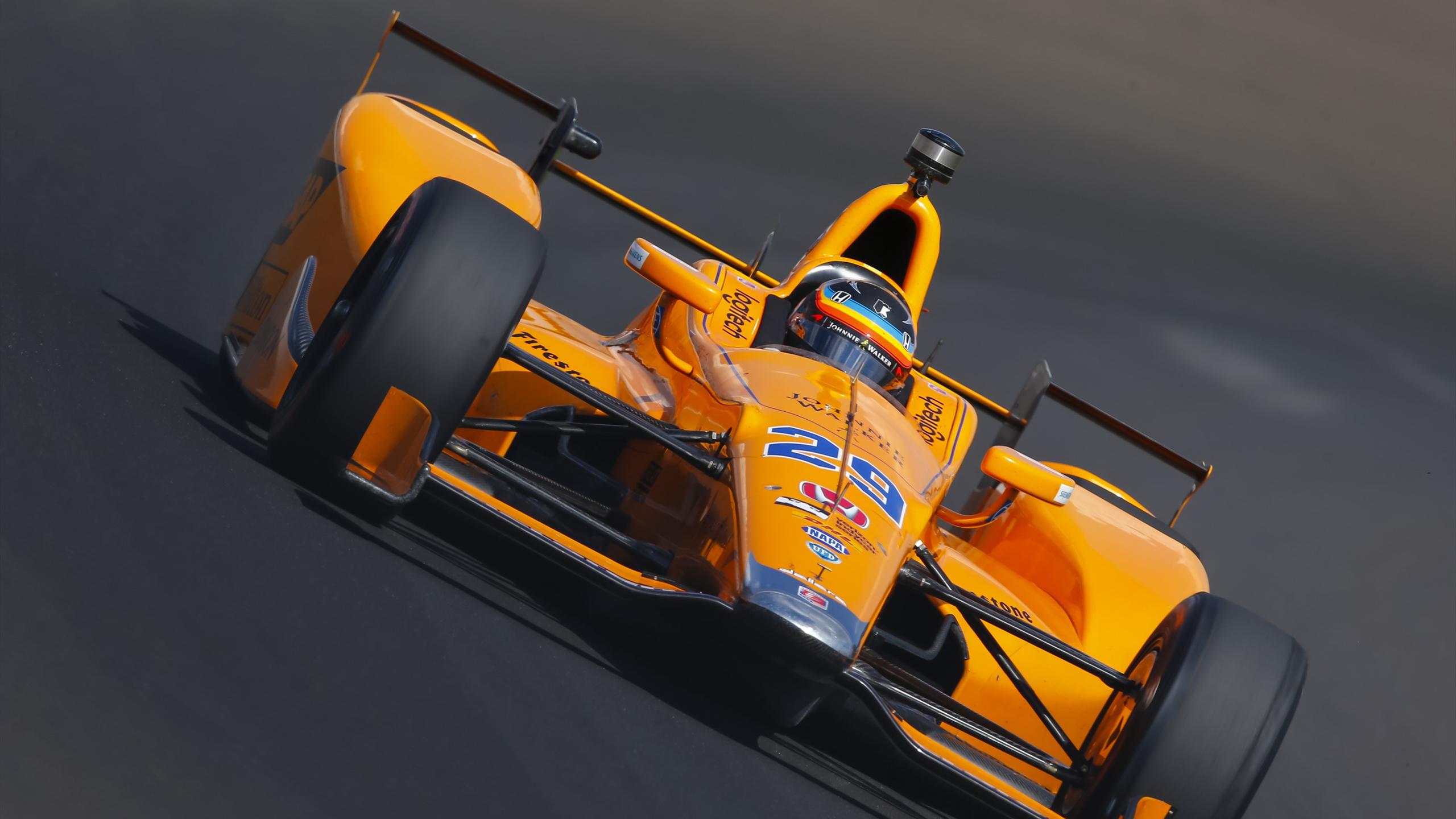 Fernando Alonso firma una asombrosa quinta posición en el óvalo de ...