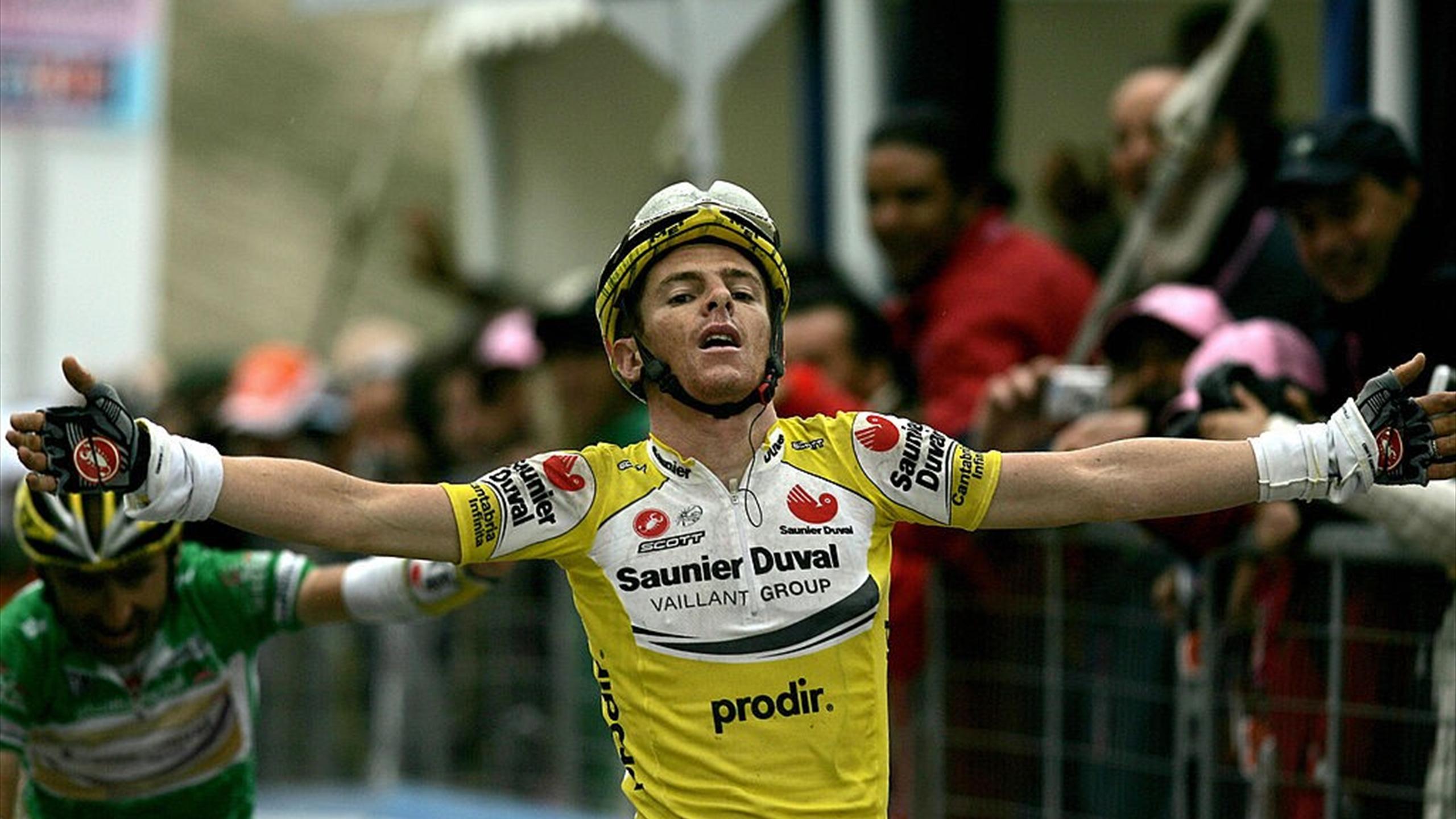 Cette fois, c'est fini : Riccardo Ricco radié à vie pour dopage - Eurosport