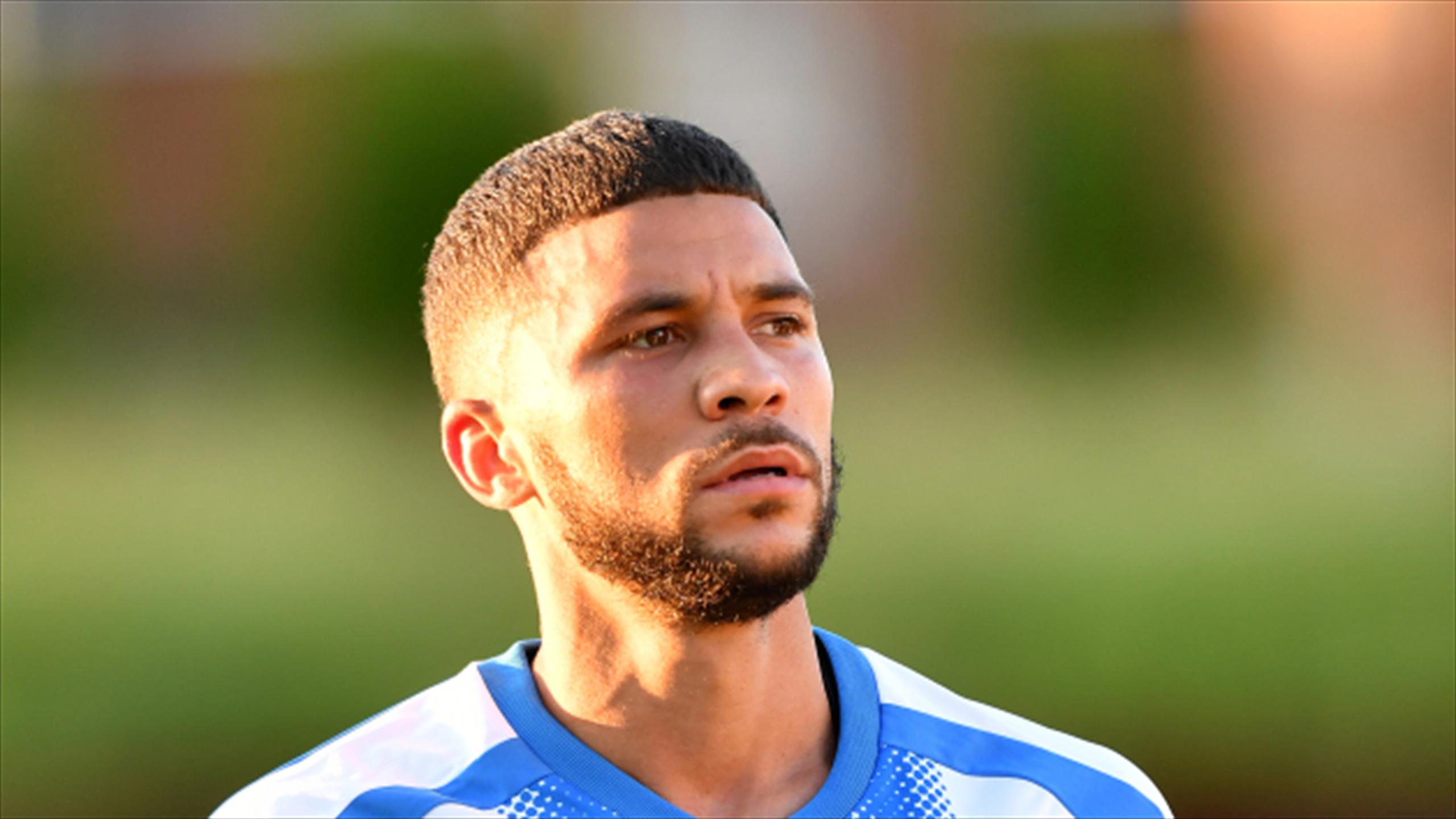 Burnley buy Nahki Wells from Huddersfield - Eurosport