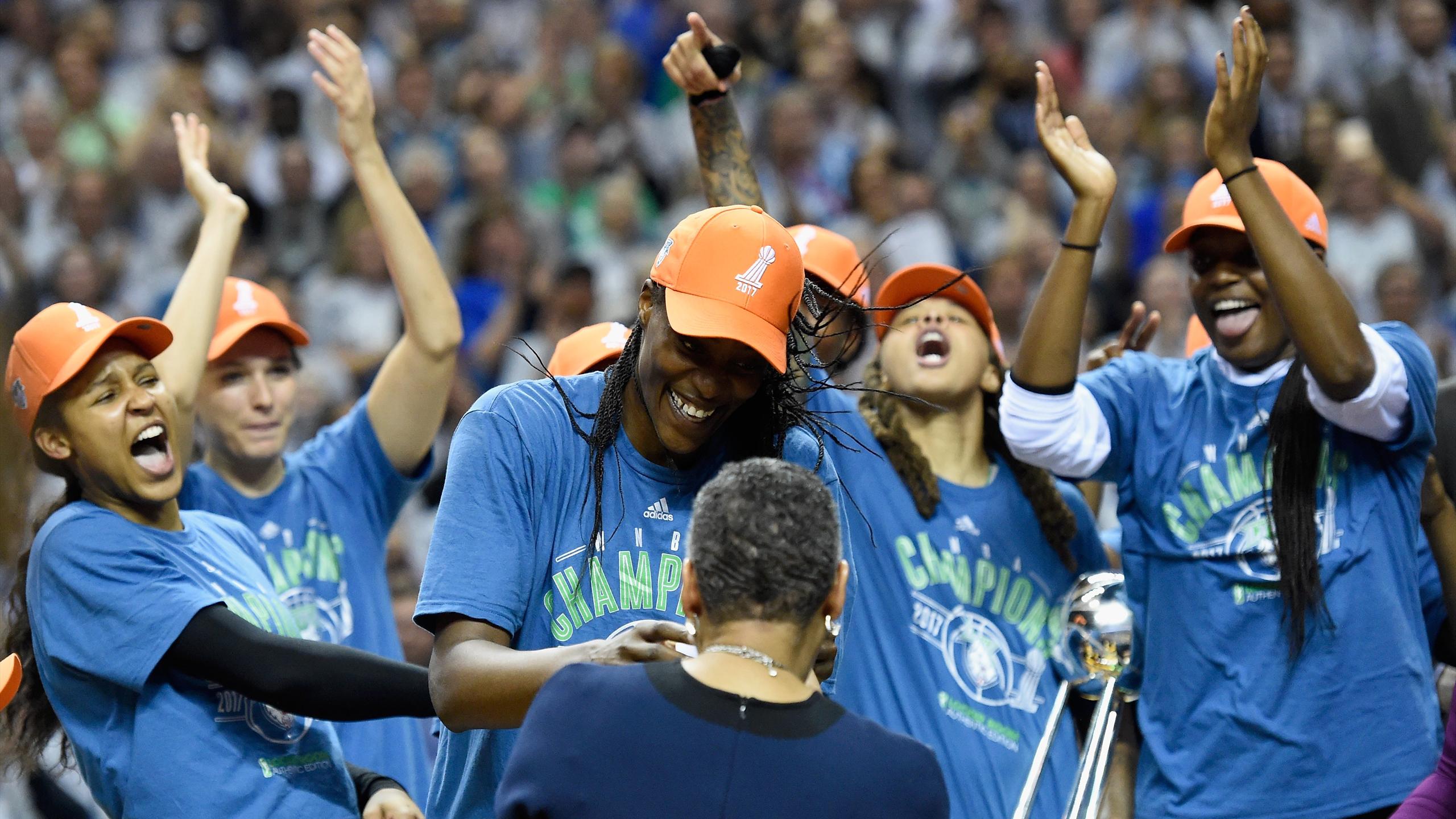 Trionfo delle Lynx, Cecilia Zandalasini vince l’anello WNBA! Seconda ...