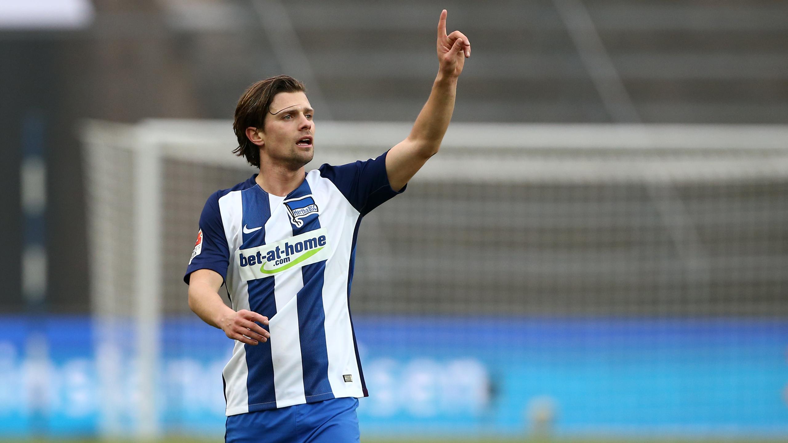 Valentin Stocker kehrt von Hertha BSC zum FC Basel zurück - Eurosport