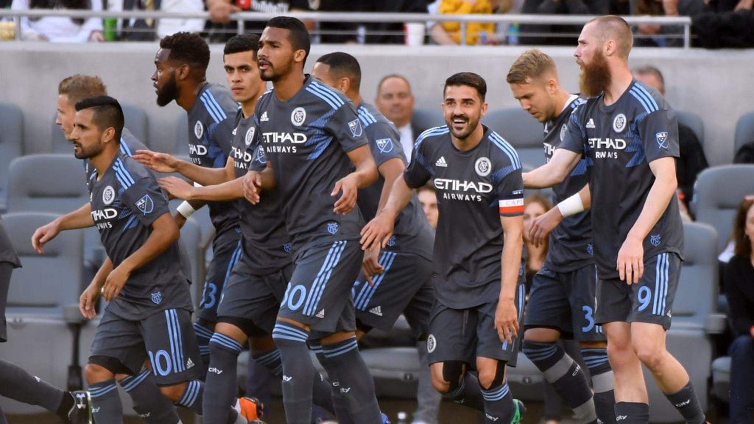 MLS Highlights: David Villa (36) redt NYC FC met prachtige vrije trap ...