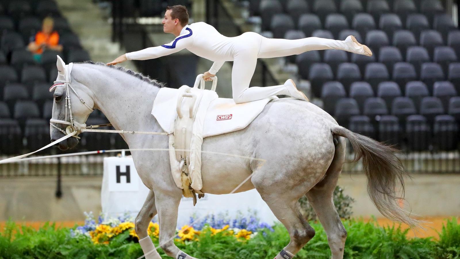 La voltige a fait ses débuts aux Jeux équestres mondiaux - Equitation ...