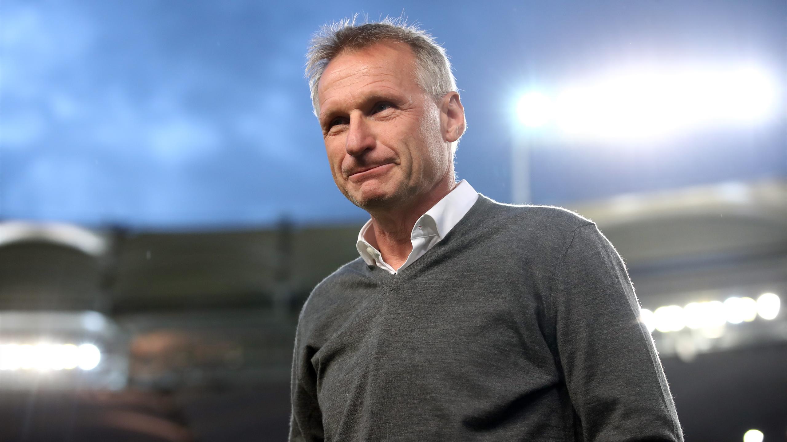 VfB Stuttgart: Michael Reschke bedauert "Mitverantwortung" an der Krise ...