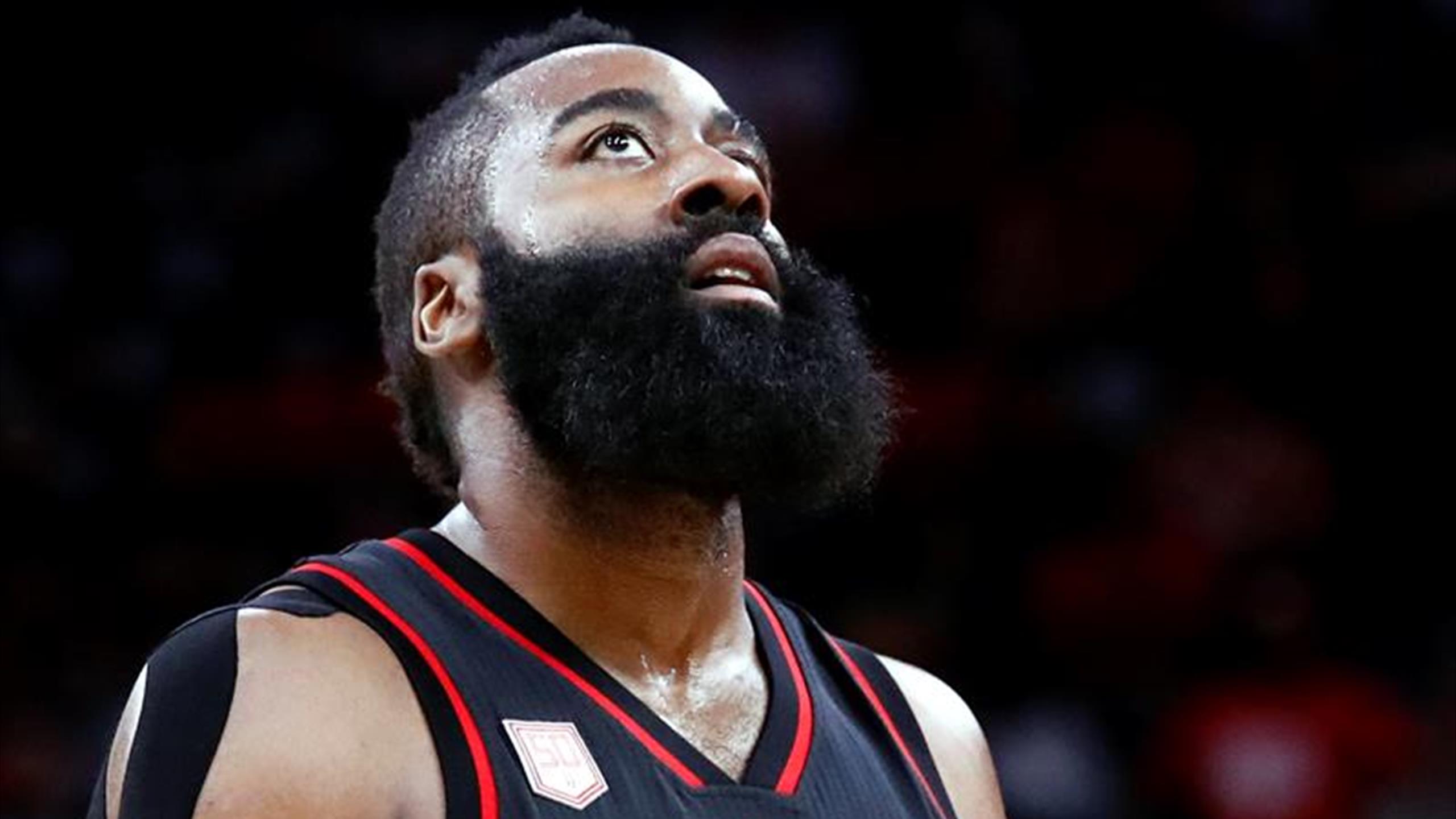 Otra exhibición maravillosa de Harden con los Rockets y buen partido ...