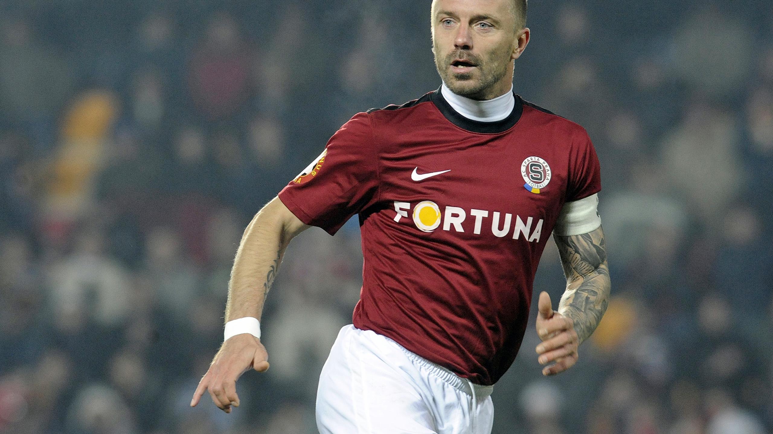 Repka in carcere: dopo i guai con l'ex moglie-escort, vende un'auto ...