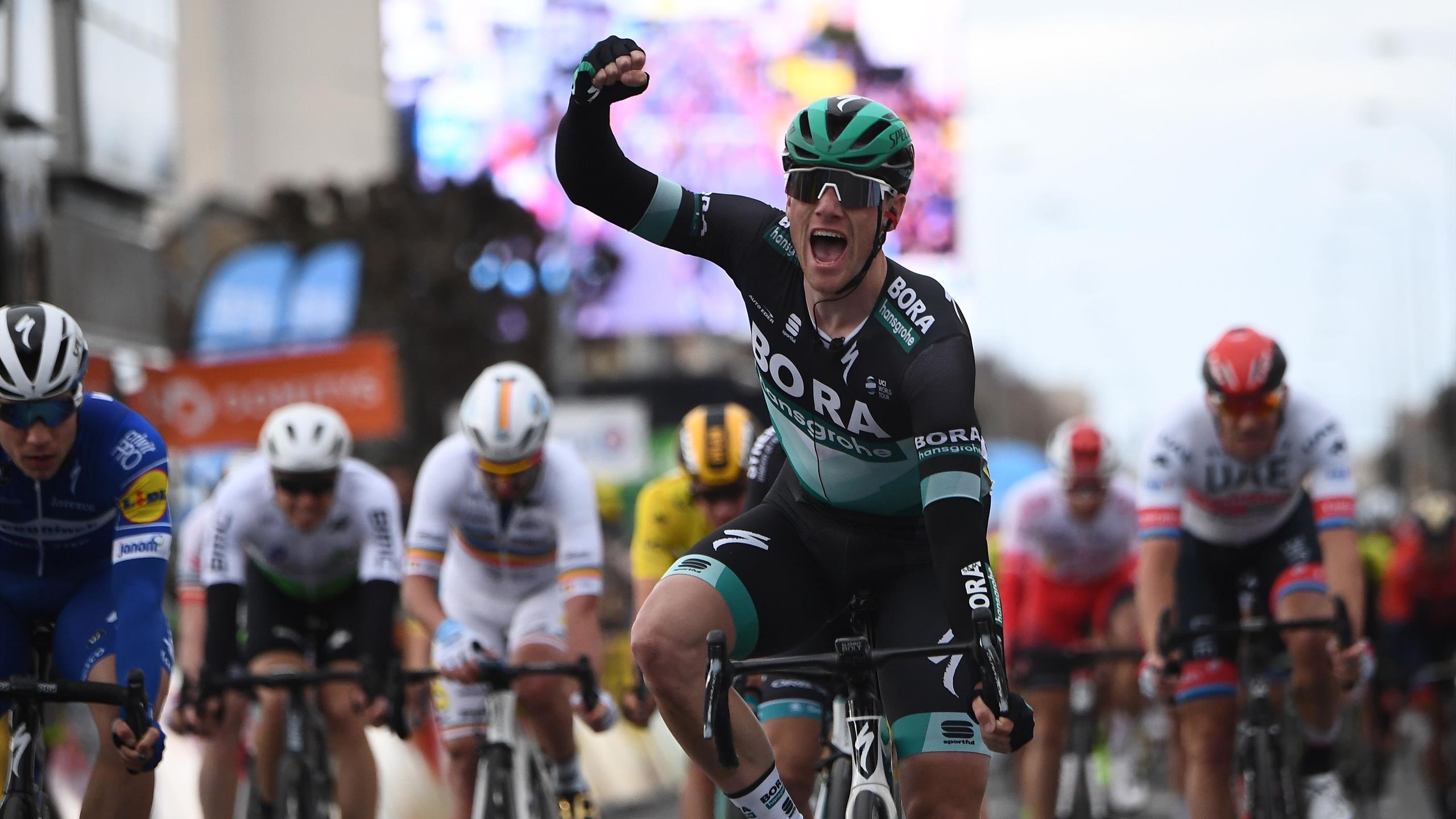 Sam Bennett (Bora-Hansgrohe) se montre le plus fort au sprint - Eurosport