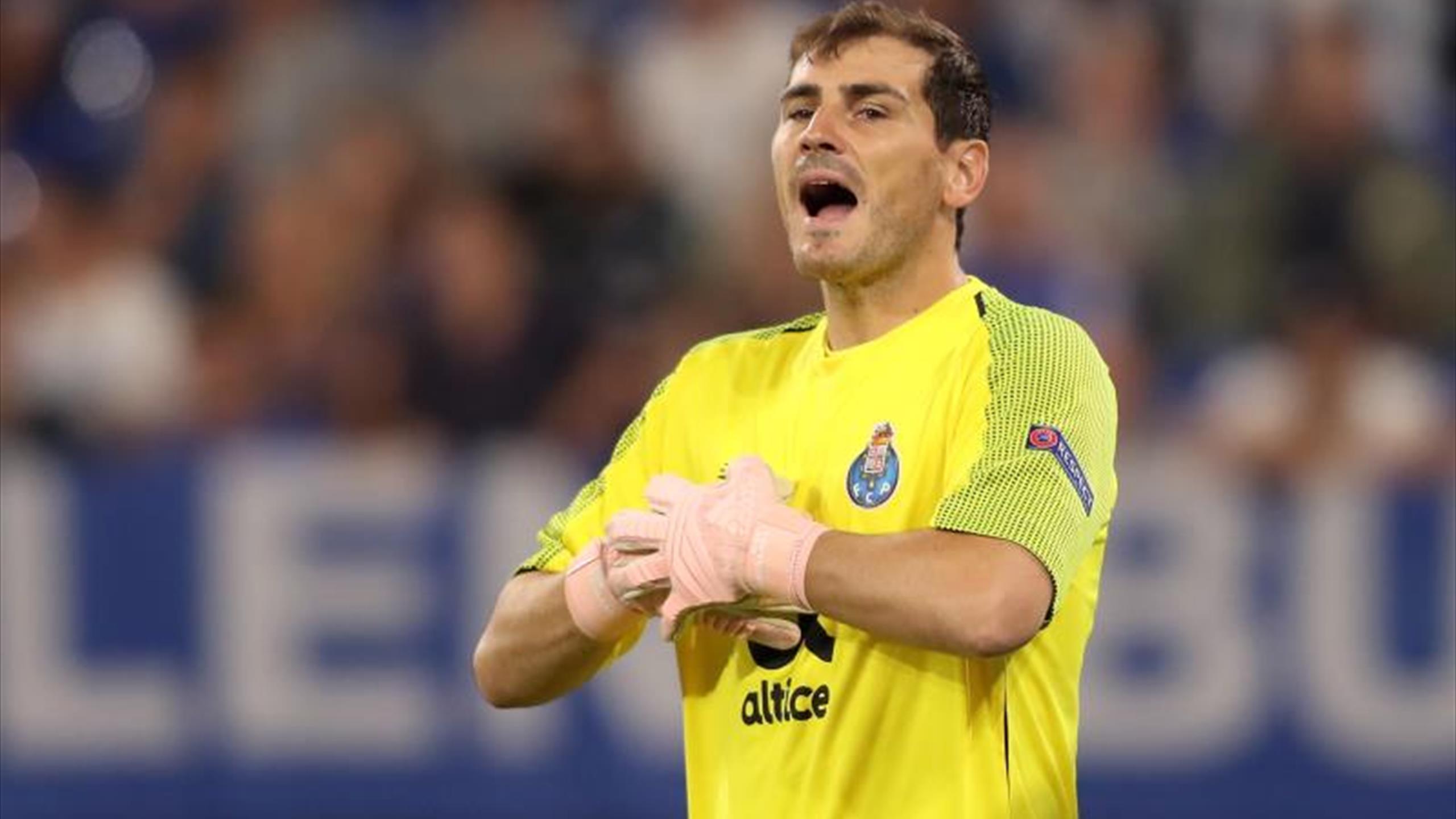 El presidente Pedro Sánchez expresa su apoyo a Iker Casillas - Eurosport