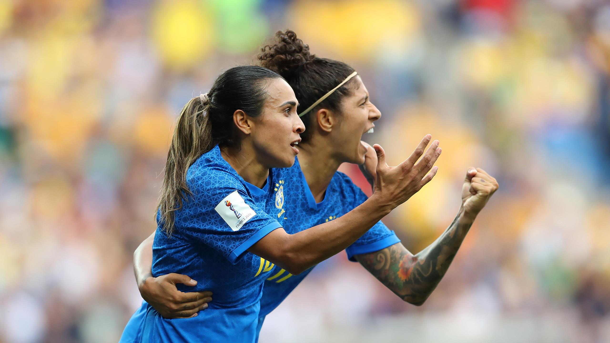 Marta : "J'ai marqué 16 buts en Coupe du monde, comme votre Klose ...