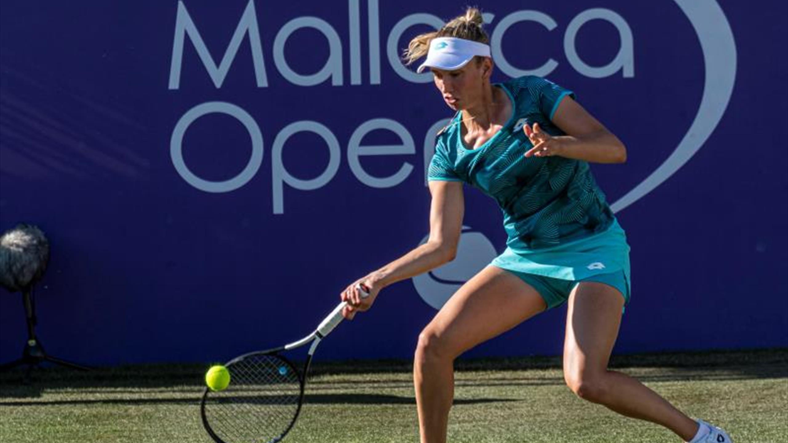 La belga Elise Martens vence a la alemana Andrea Petkovic por un doble ...
