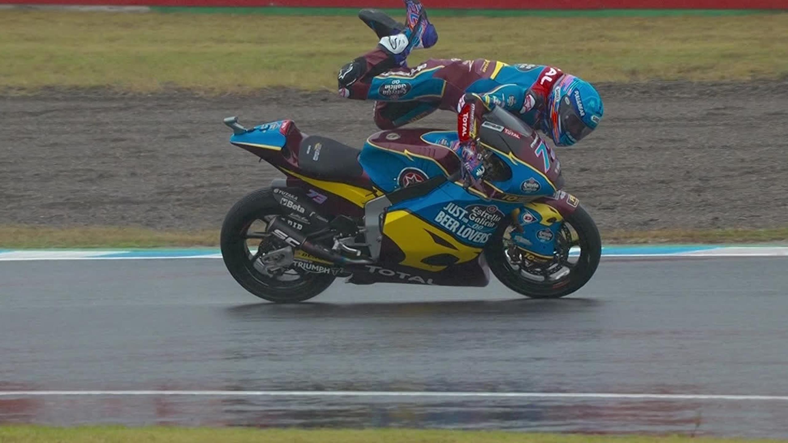 Alex Marquez rettet sich vor Sturz beim GP Japan mit krassem Save ...