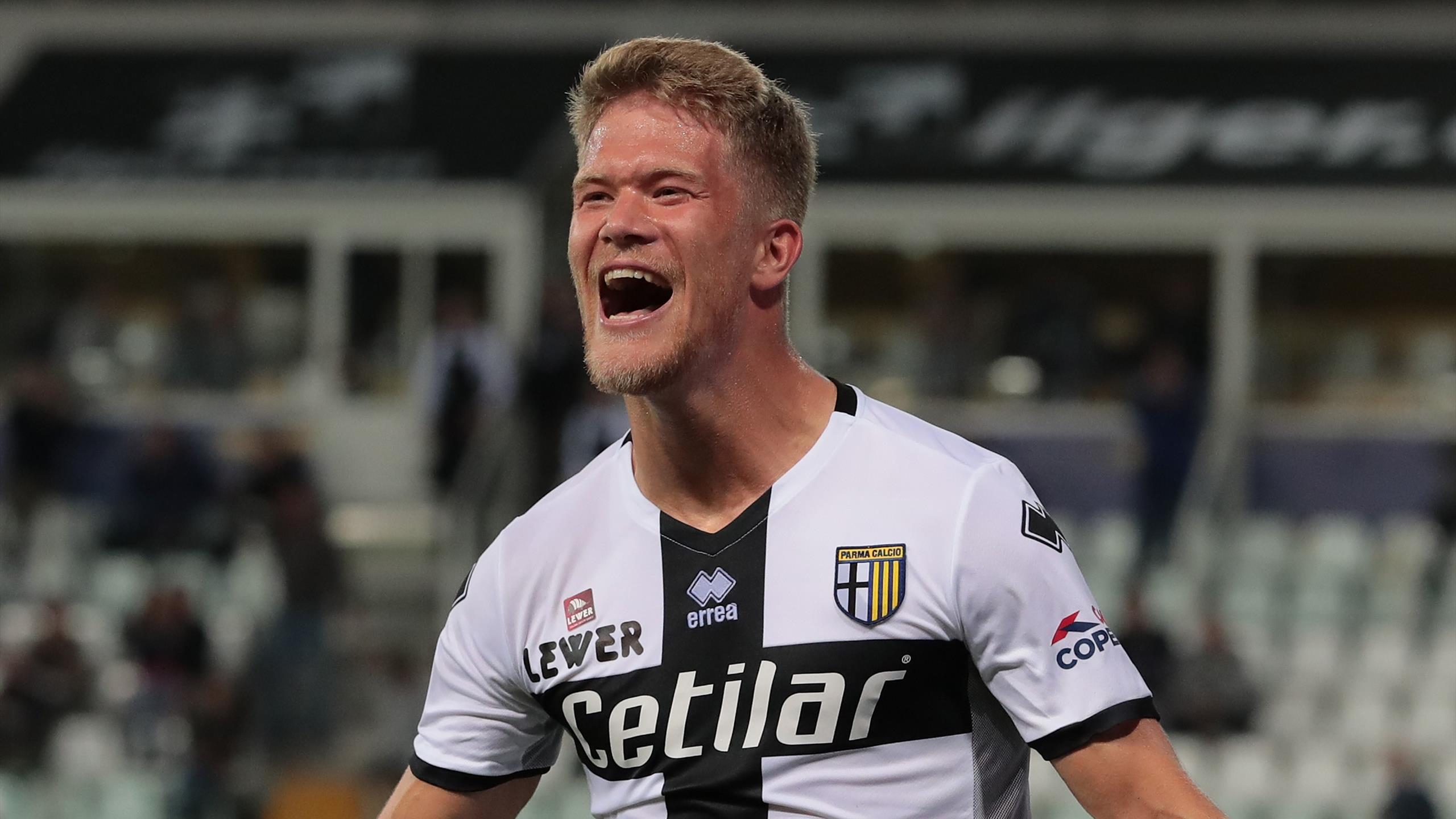 Cornelius, 3 gol in 11 minuti da subentrato: è il quarto nella storia ...