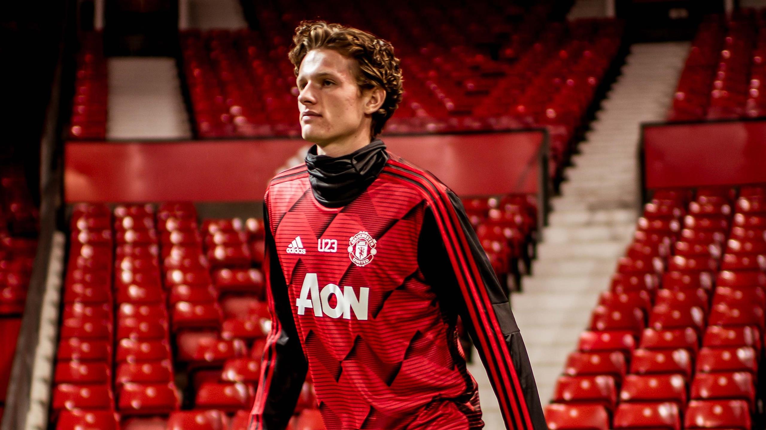 Manchester United: Max Taylor vor Europa-League-Debüt trotz Hodenkrebs ...